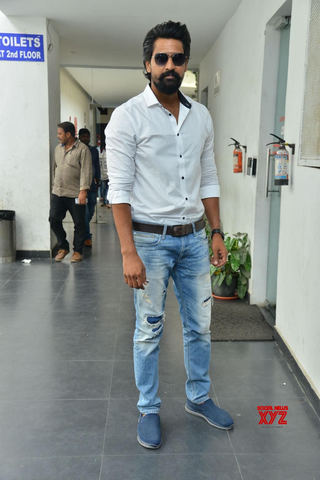 Artist Shatru Stills - Social News XYZ