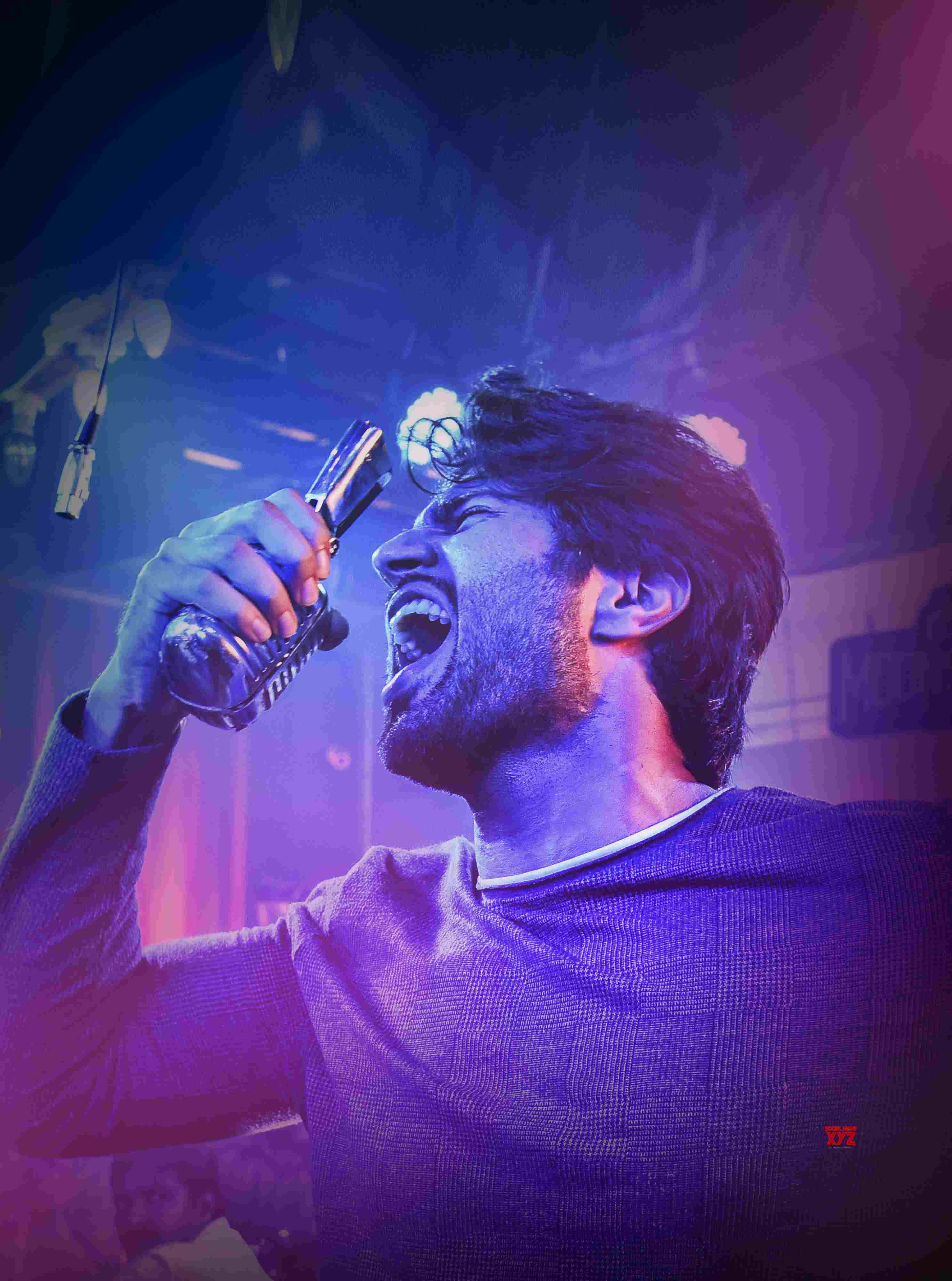 Frustrated Singer Vijay Deverakonda Crooned Geetha Govindam Second ...