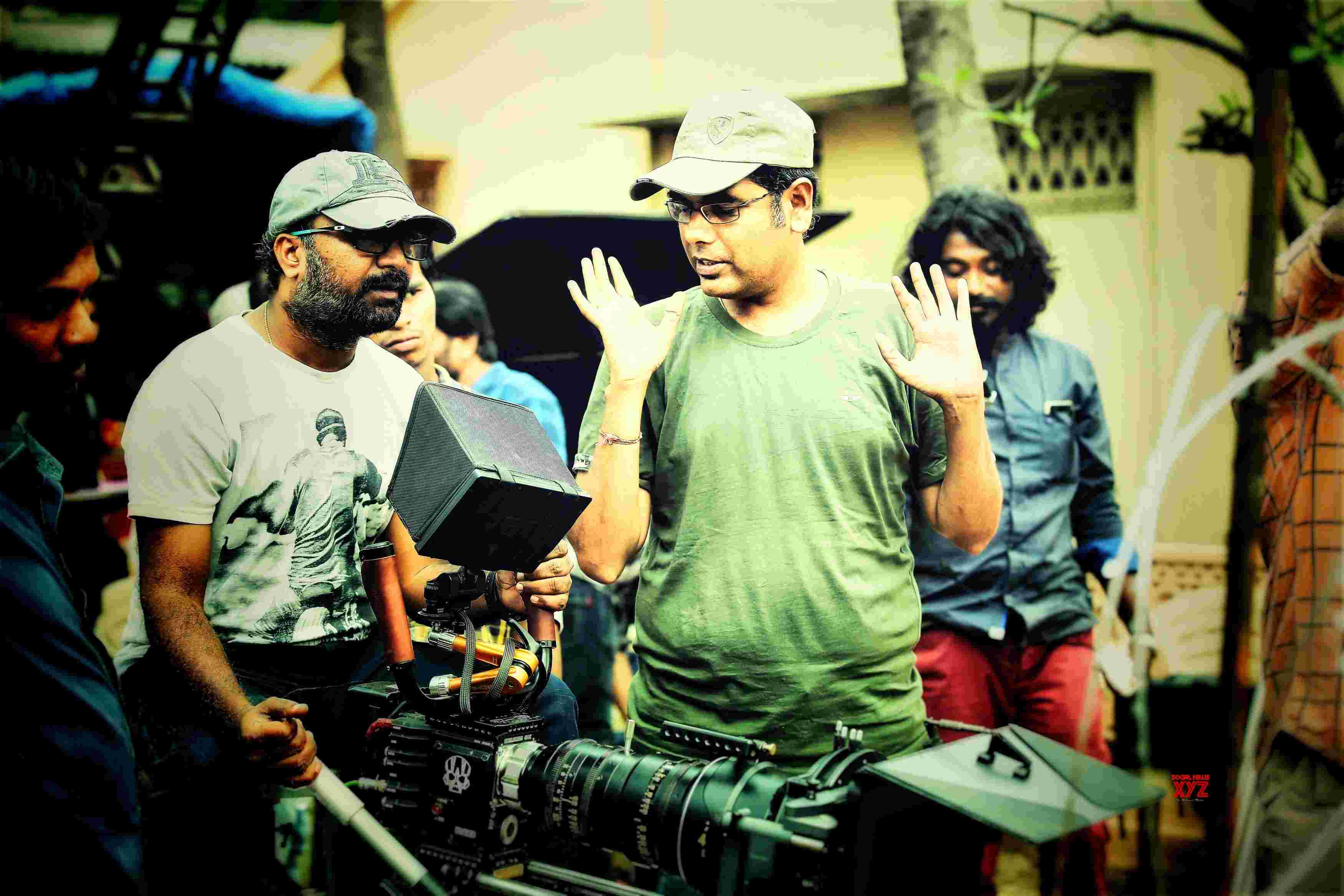 Adivi Saikiran's Operation Gold Fish Movie Stills - Social News XYZ