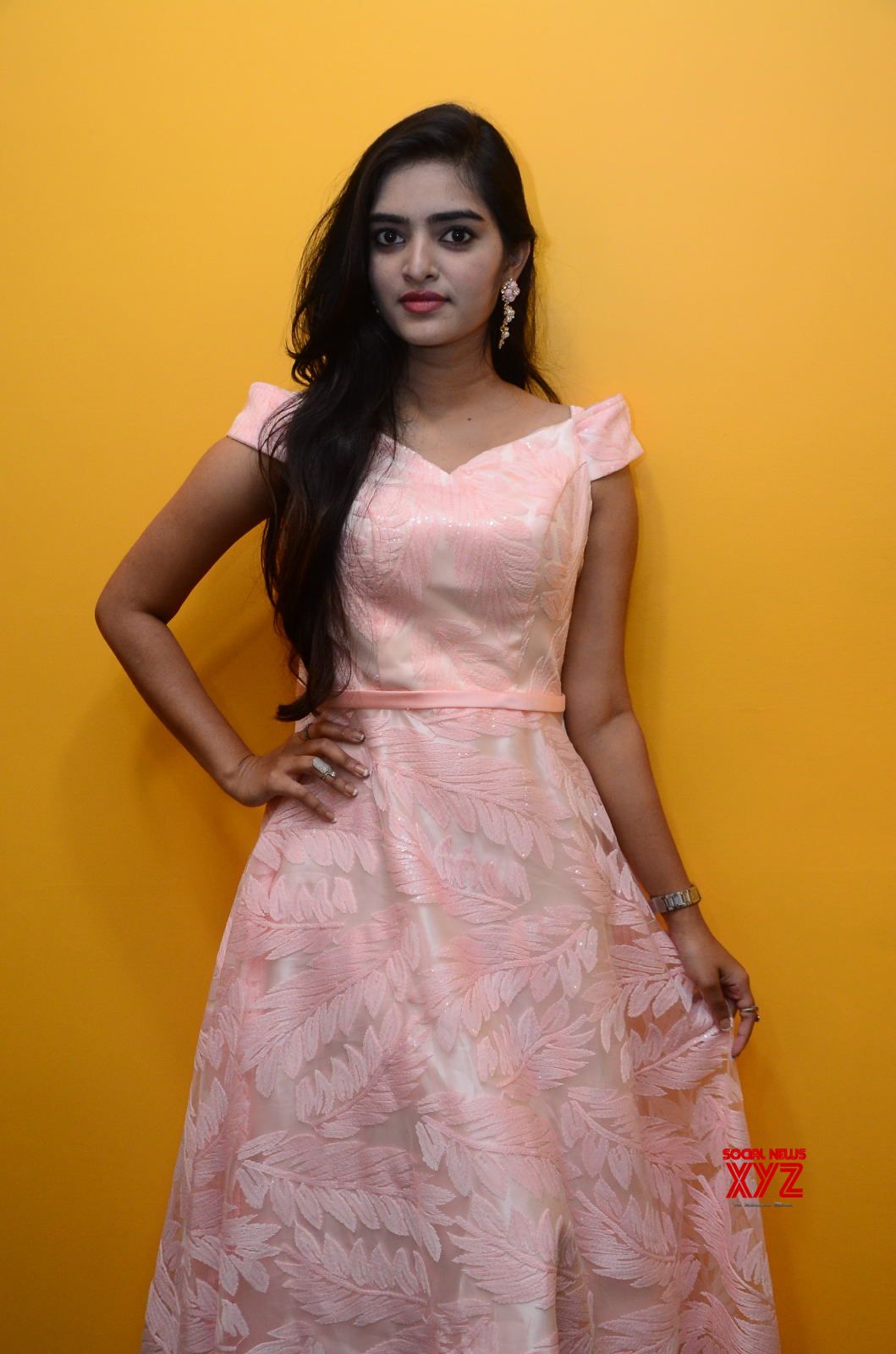 Actress Heena Stills From Belgian Waffle Store Launch - Social News XYZ