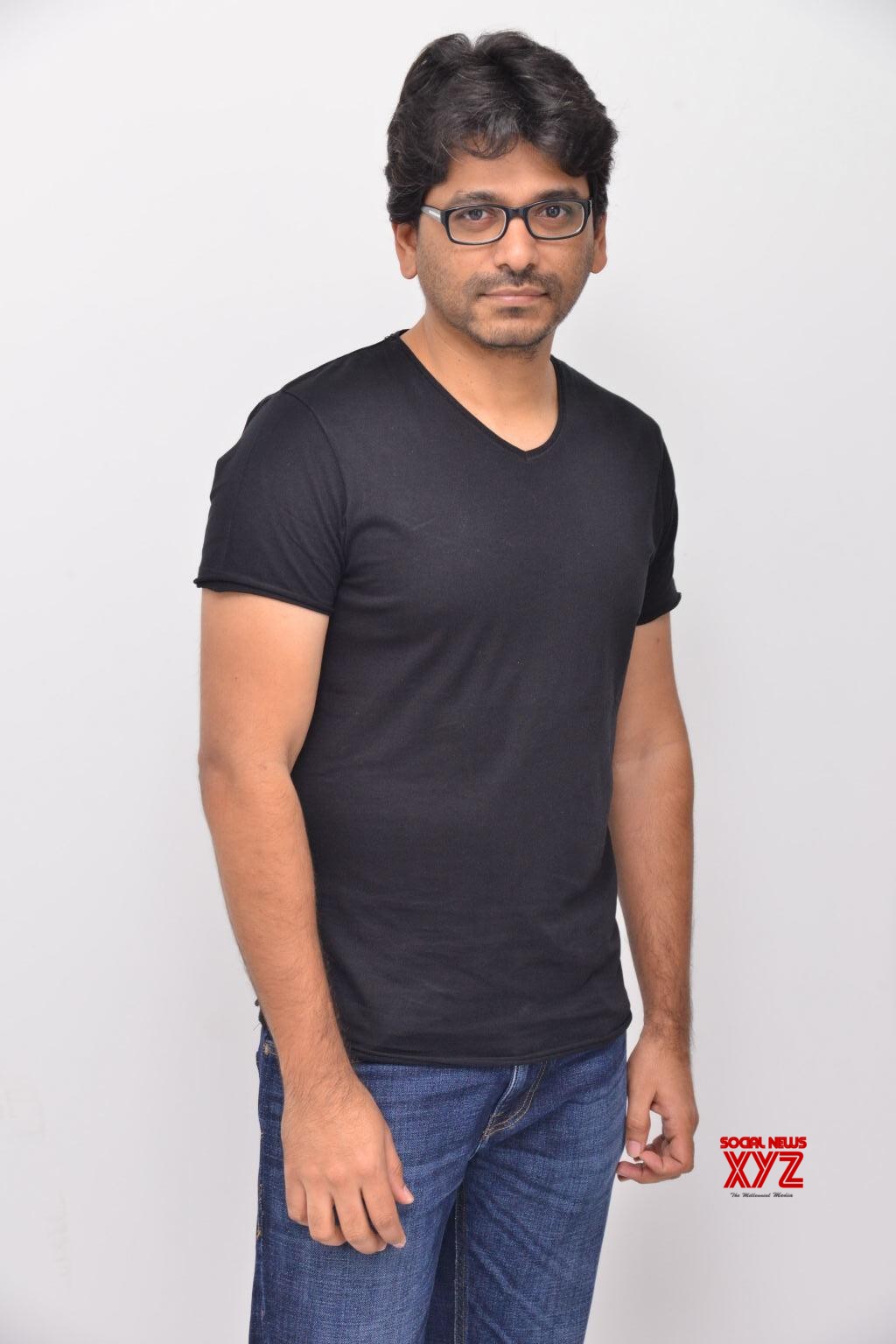 U Turn Director Pawan Kumar Interview Stills - Social News XYZ
