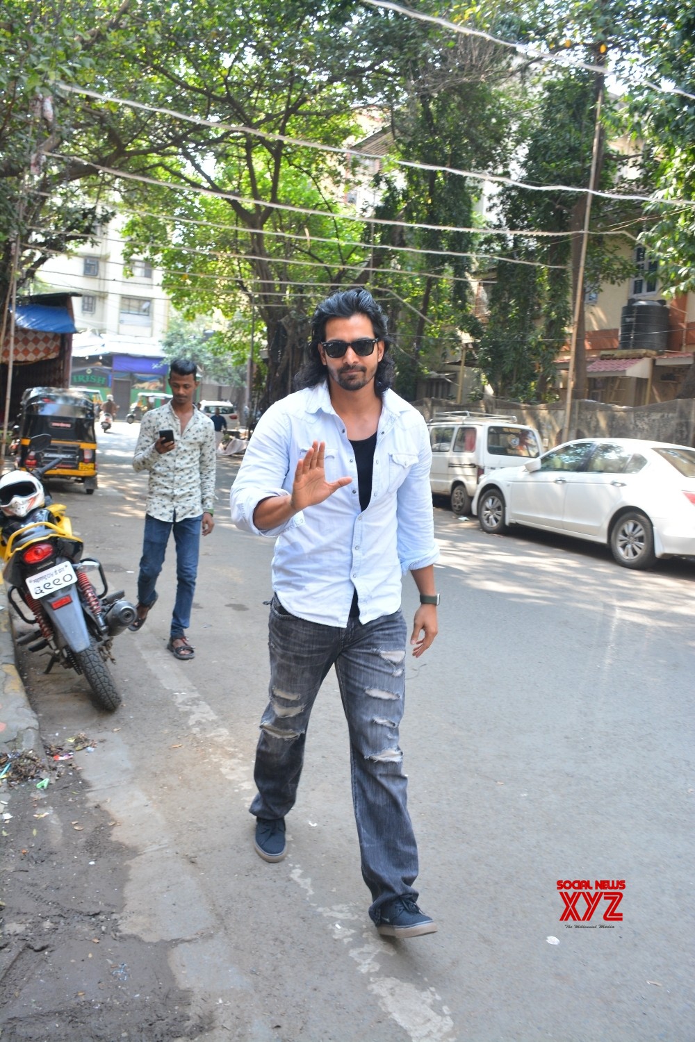 Mumbai: Harshavardhan Rane seen at Mumbai's Bandra #Gallery - Social ...