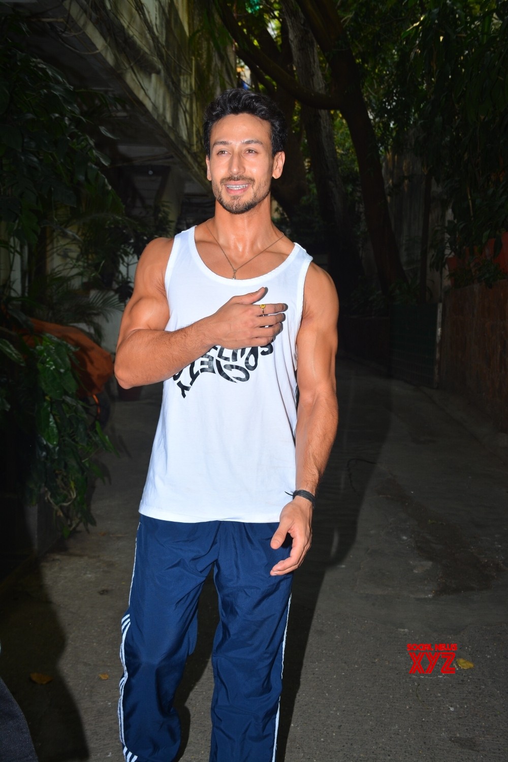Mumbai: Tiger Shroff seen at a studio #Gallery - Social News XYZ