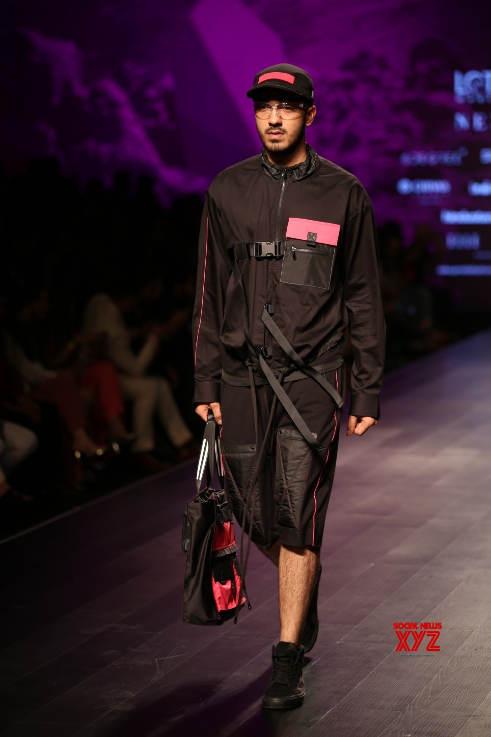 New Delhi: Lotus Make Up India Fashion Week Spring Summer 2019 Nought ...