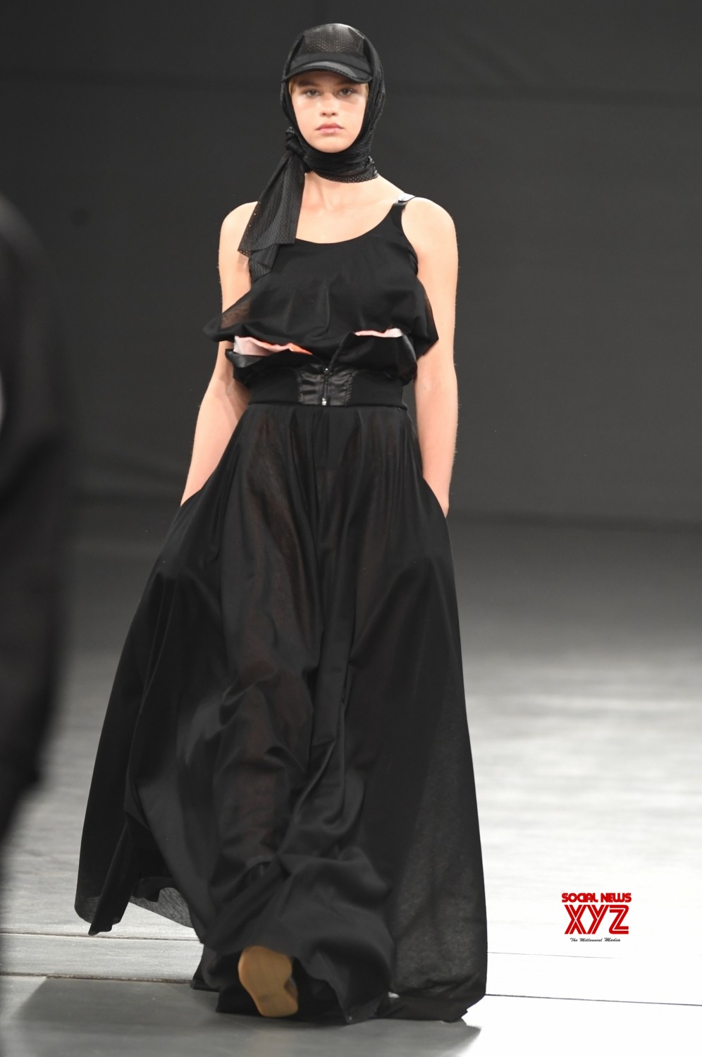 PORTUGAL PORTO: PORTUGAL FASHION WEEK - MARIA GAMBINA #Gallery - Social ...