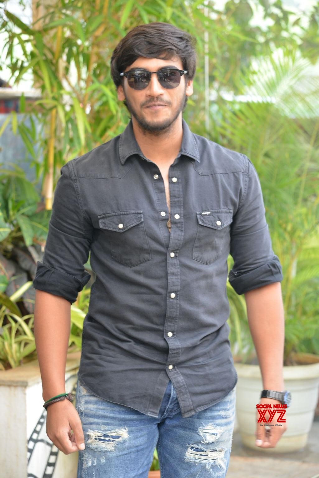Ratham Movie Hero Geethanand Interview Stills - Social News XYZ