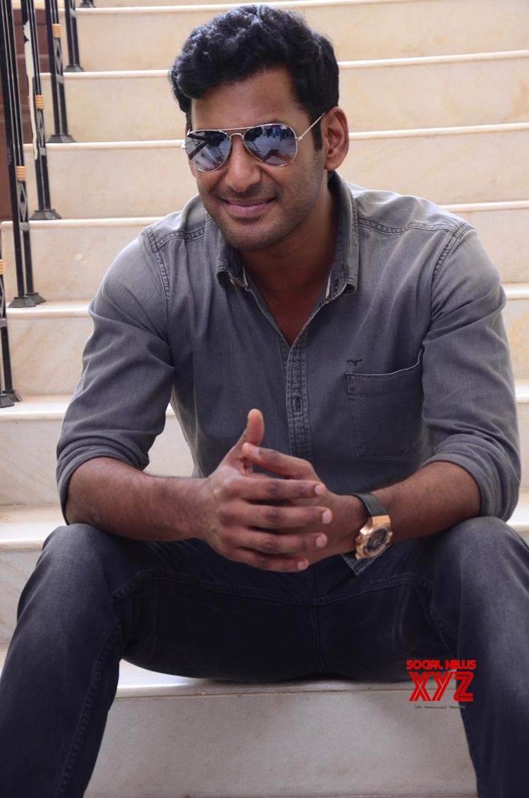 Hero Vishal Stills from Pandem Kodi 2 Movie Success Interview - Social ...