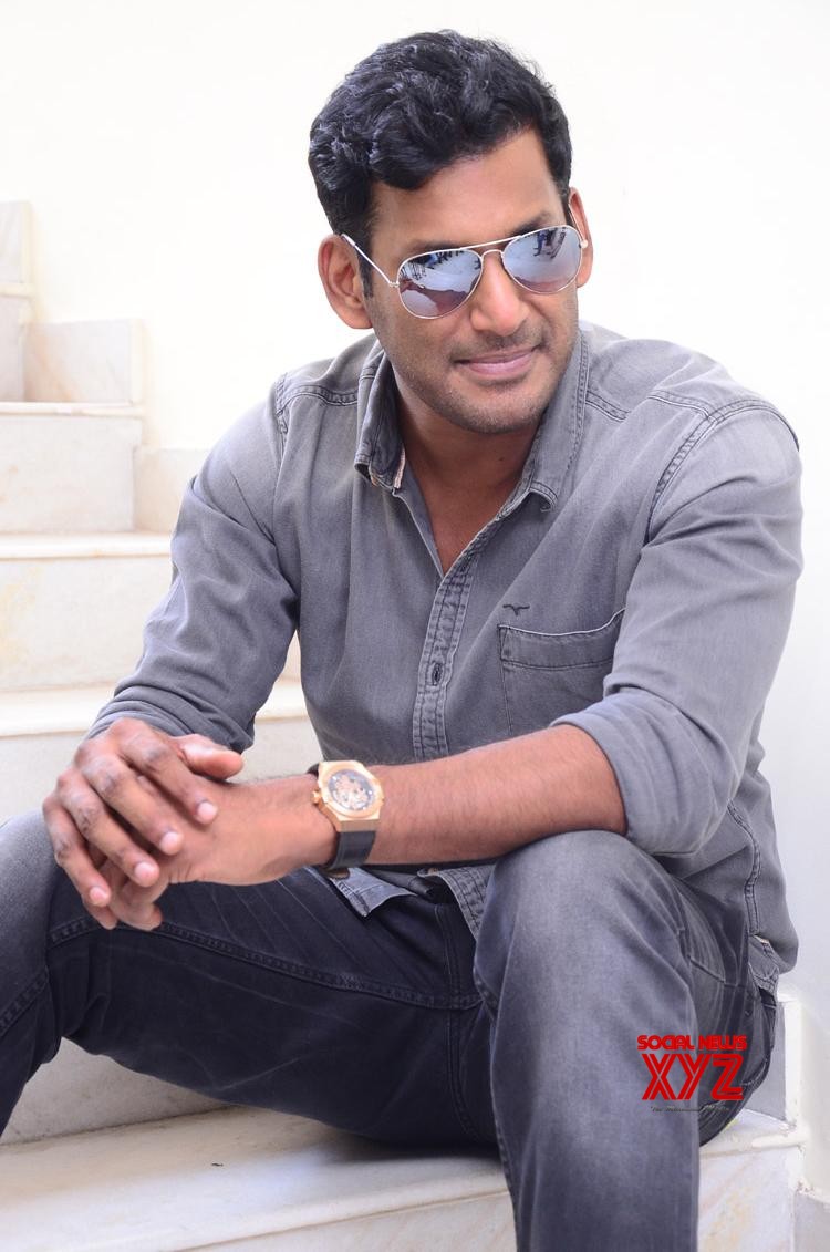 Hero Vishal Stills from Pandem Kodi 2 Movie Success Interview - Social ...