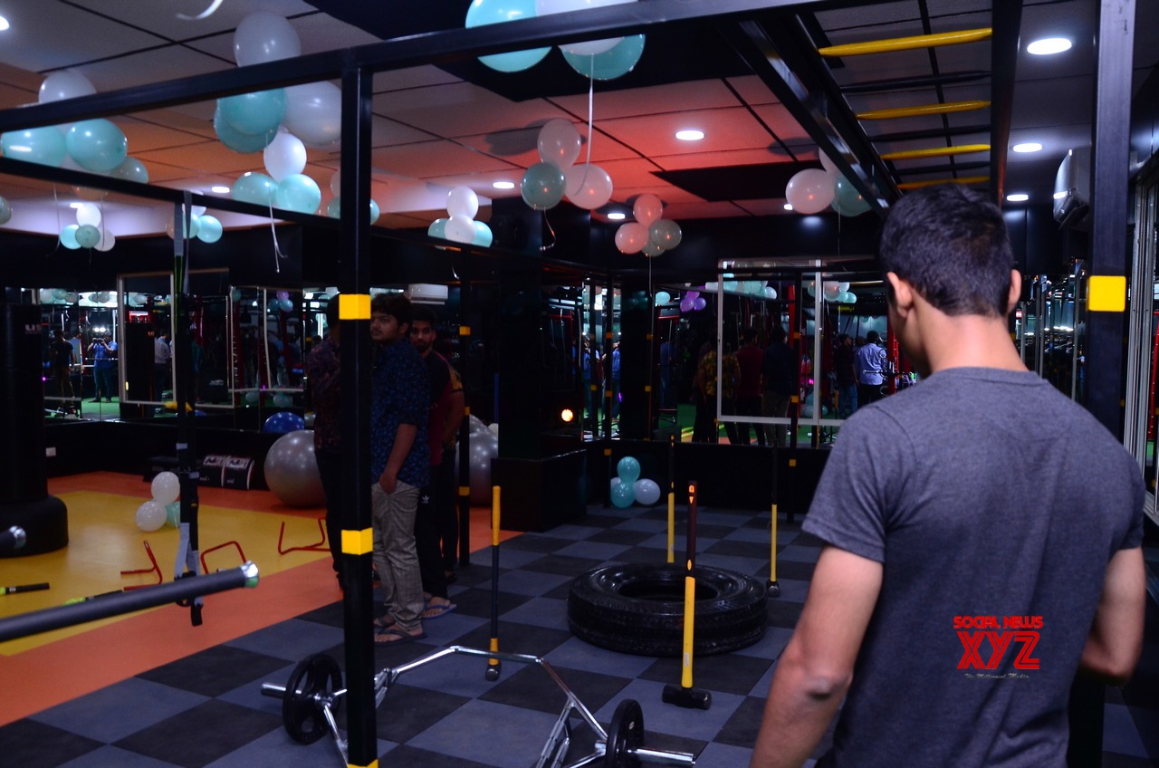 Mr Universe Sangram Chougule Inaugurates Solitaire Fitness Plus at ...