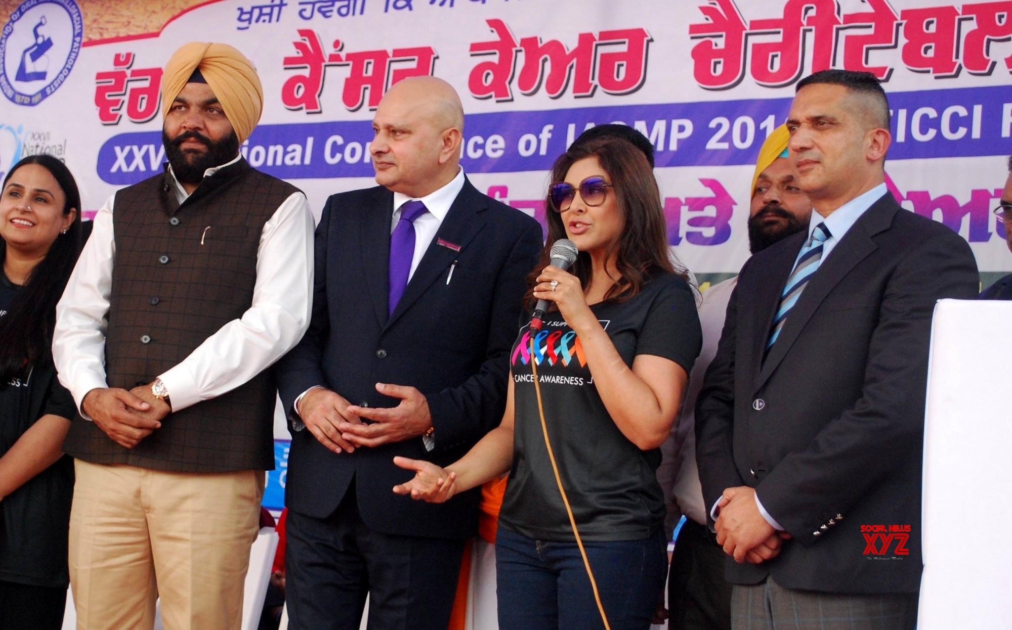 Amritsar: Lisa Ray during a Cancer awareness programme #Gallery ...