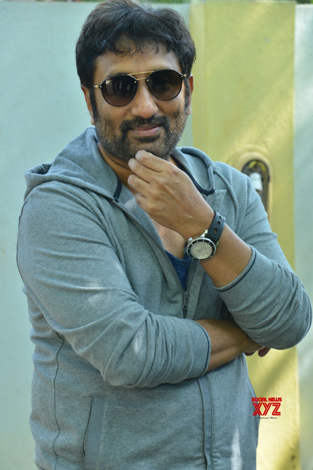 Director Srinu Vaitla Stills From Amar Akbar Anthony Movie Interview ...