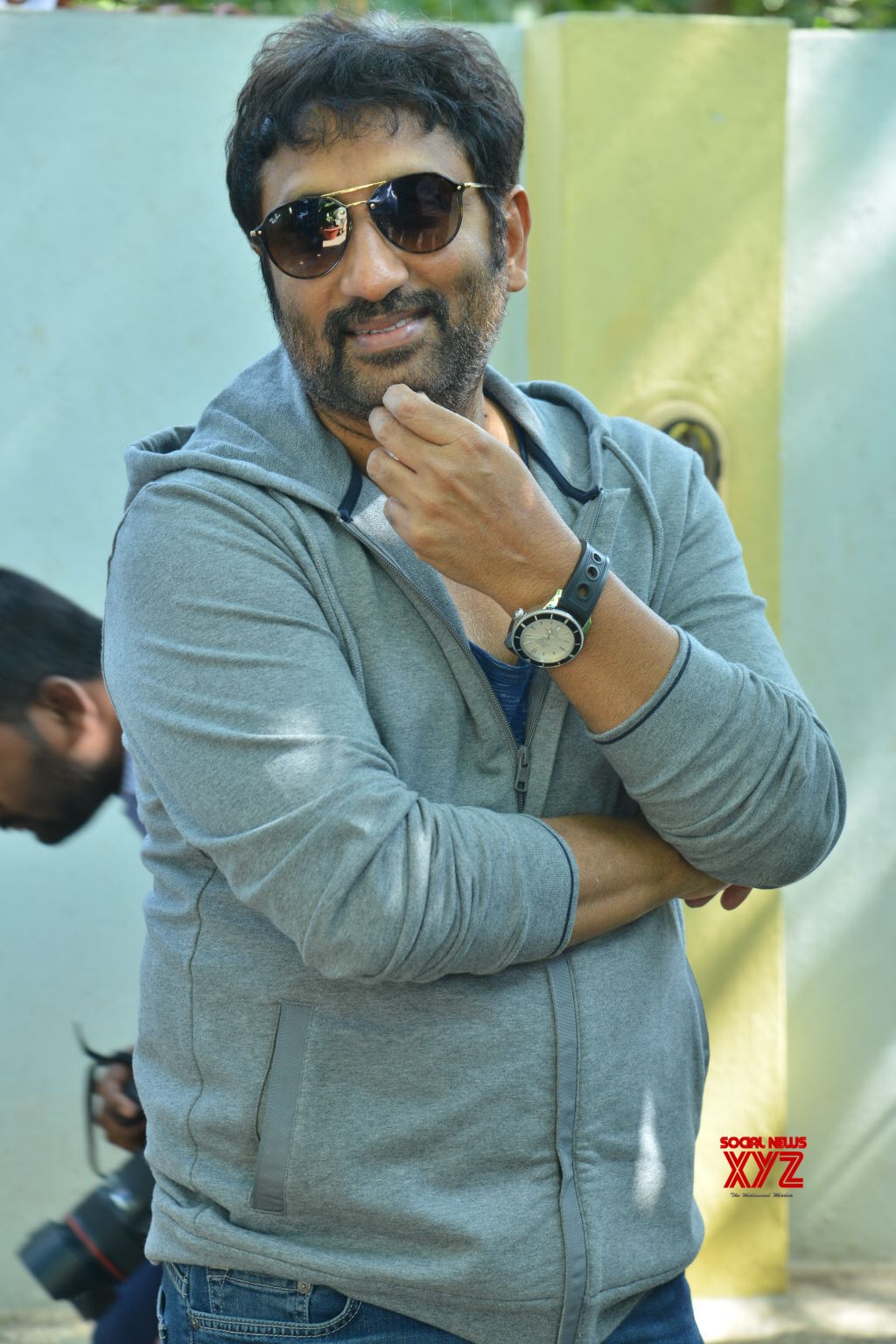 Director Srinu Vaitla Stills From Amar Akbar Anthony Movie Interview ...