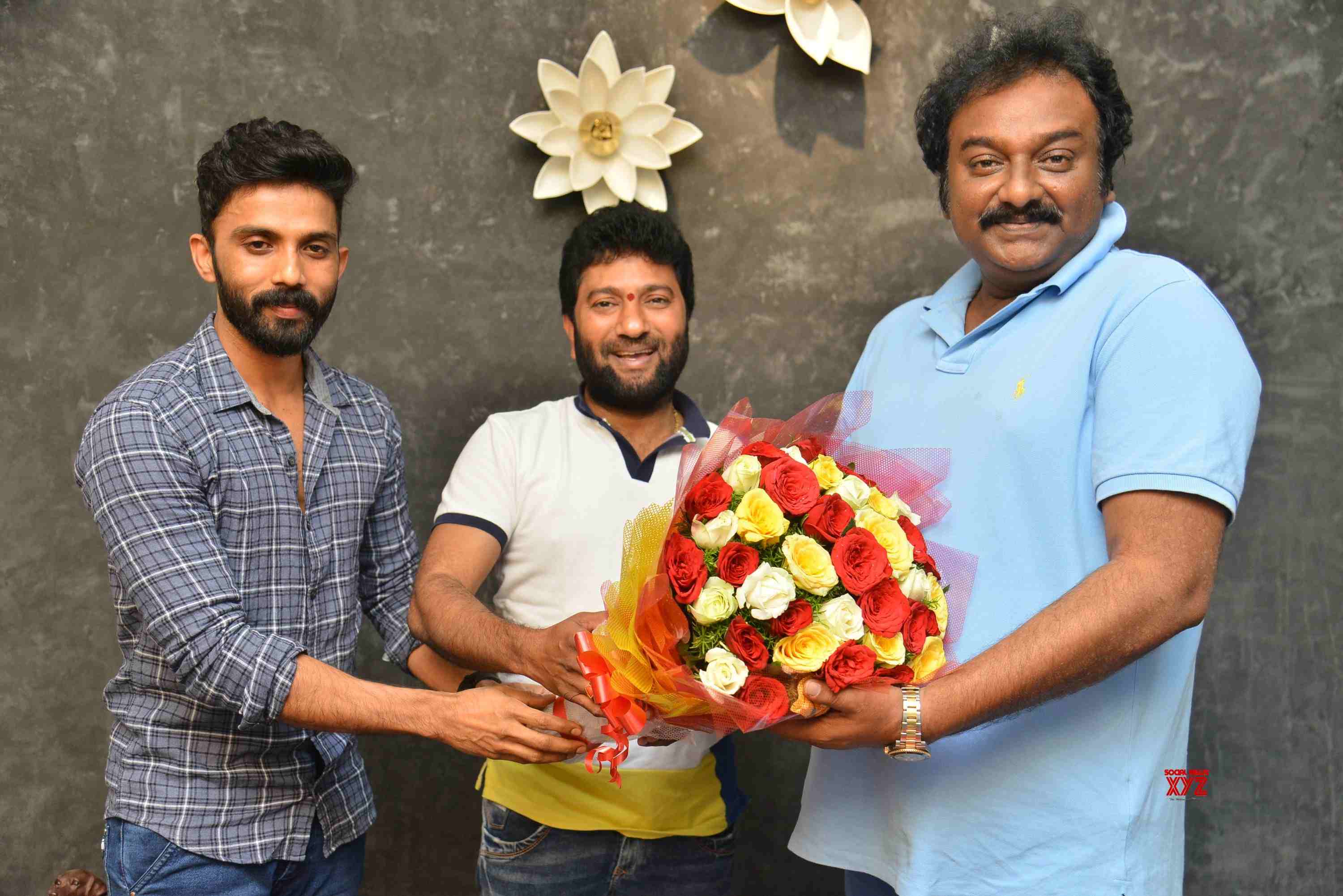 Mohanlal Odiyan Movie Telugu First Look Launched By Director VV Vinayak ...