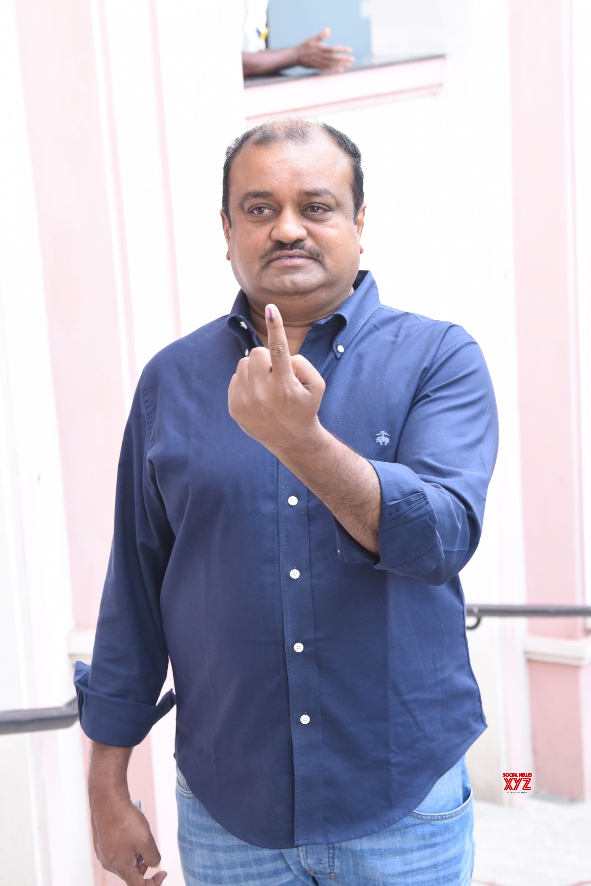 Chiranjeevi, NTR Jr, Rana And Other Celebs Voting In Telangana ...