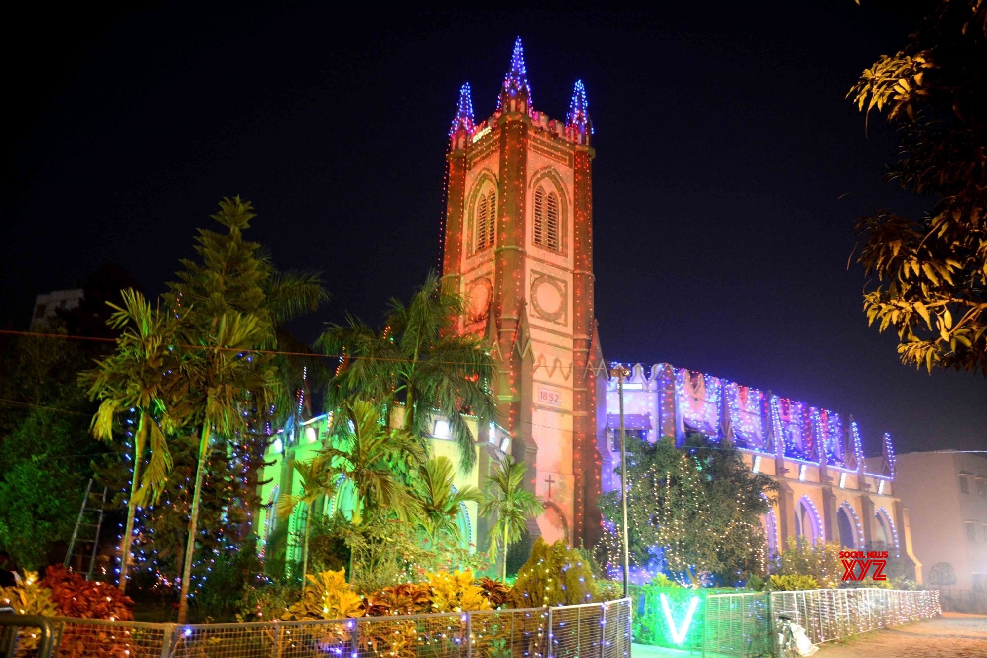 Patna: Christmas eve - Illuminated churches #Gallery - Social News XYZ