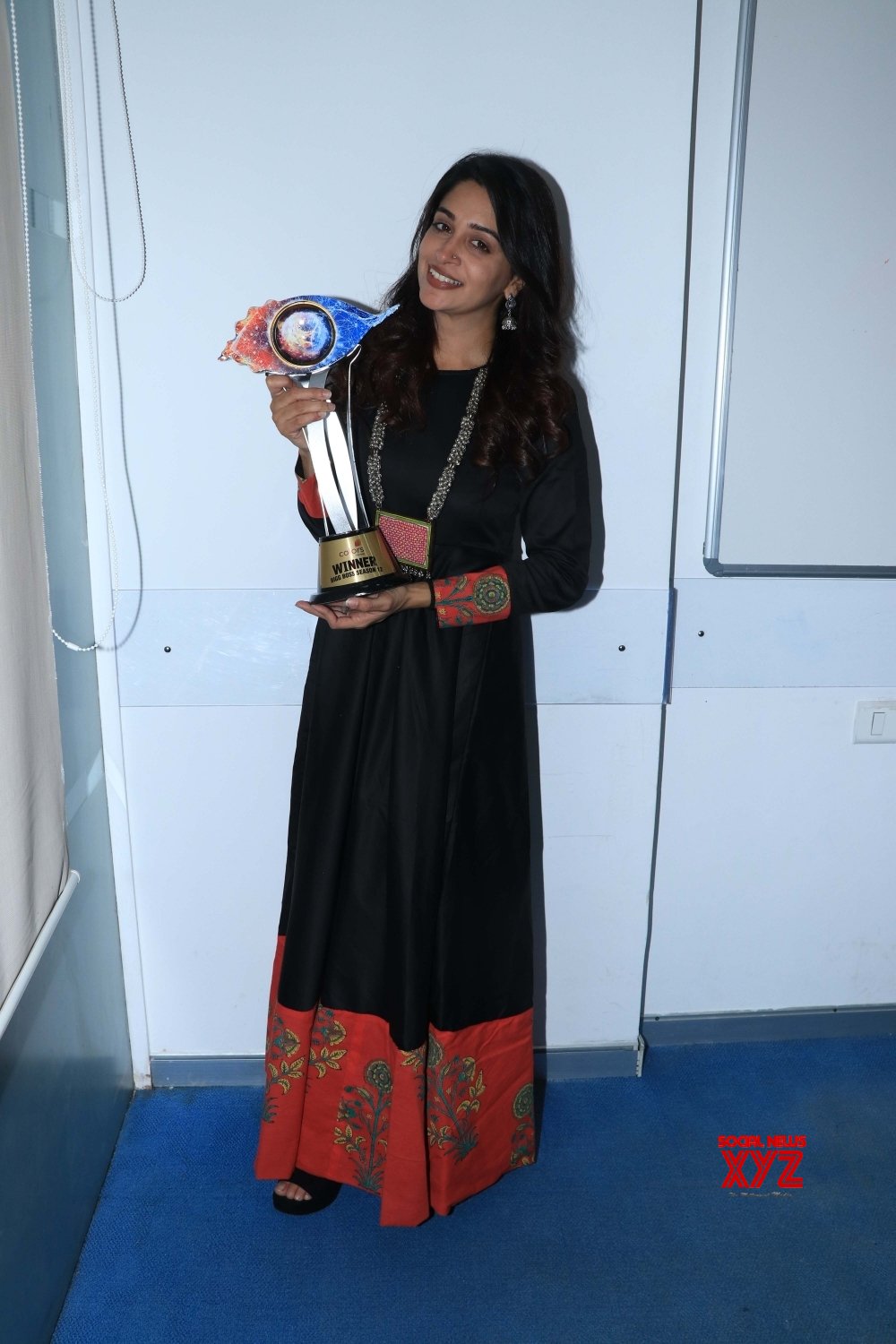 Mumbai: Dipika Kakar wins "Bigg Boss 12" #Gallery - Social News XYZ