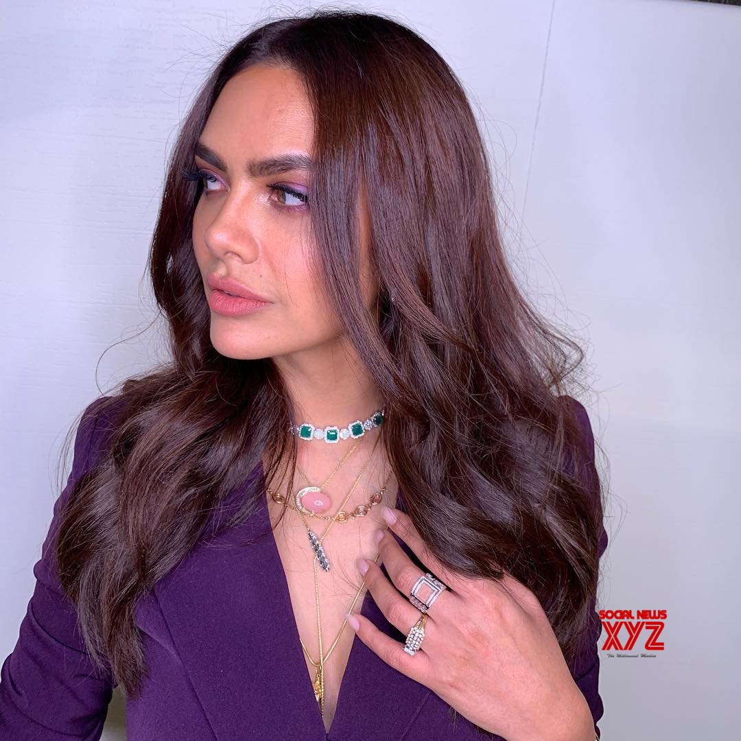 Actress Esha Gupta Stills from 'Get Dirty' Song Launch - Social News XYZ