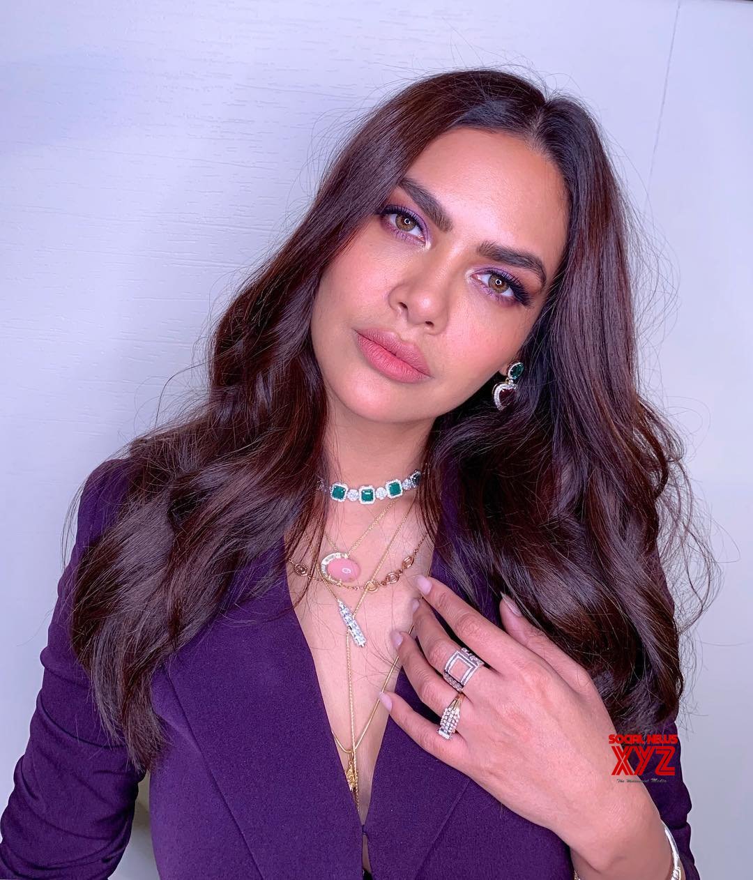 Actress Esha Gupta Stills from 'Get Dirty' Song Launch - Social News XYZ