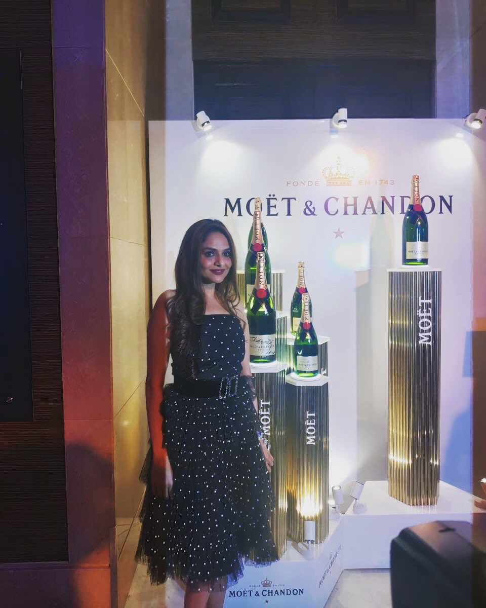 Celebs Stills From HELLO Hall Of Fame Awards 2019 - Social News XYZ