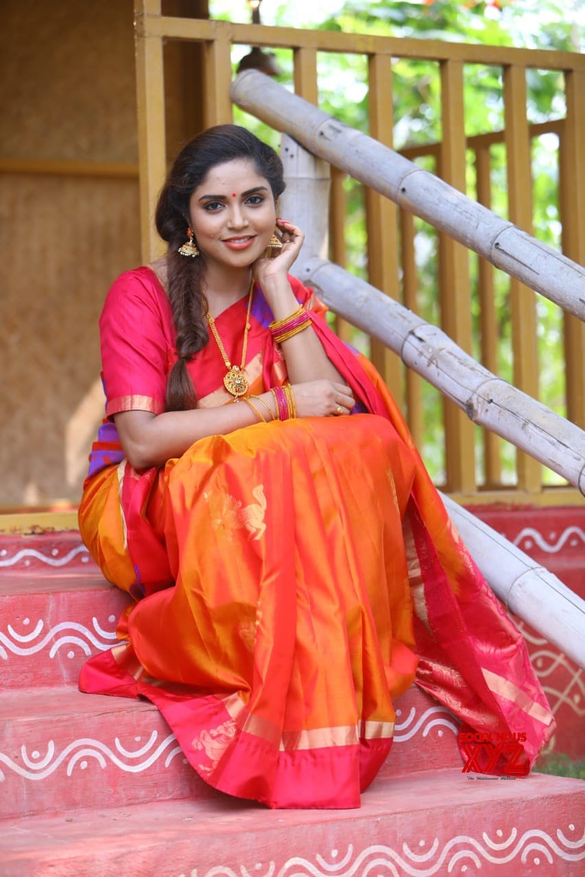 Erra Chira Movie Stills - Social News XYZ