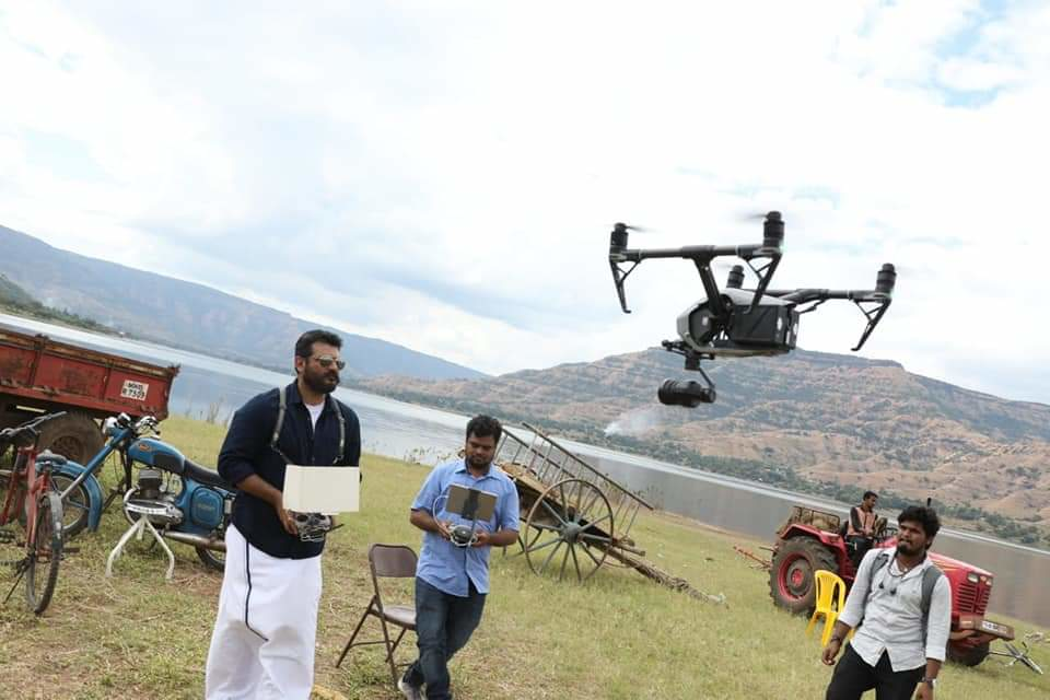 Ajith Stills Operating The Drone Camera During Viswasam Shoot - Social ...