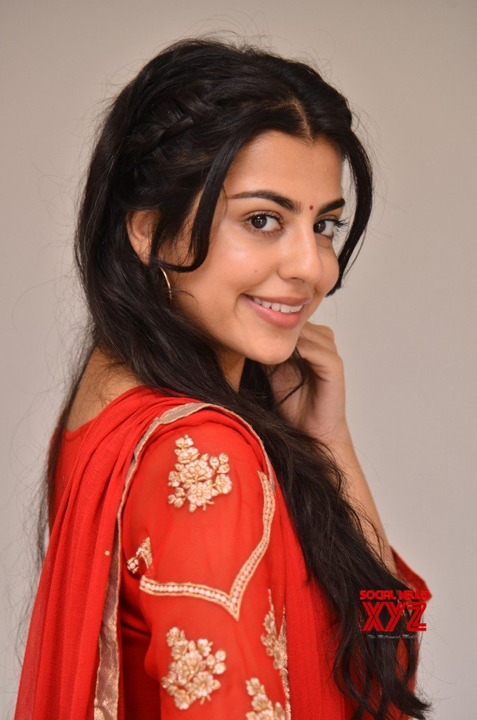 Actress Sasha Singh Stills From Edaina Jaragochu Movie First Look ...