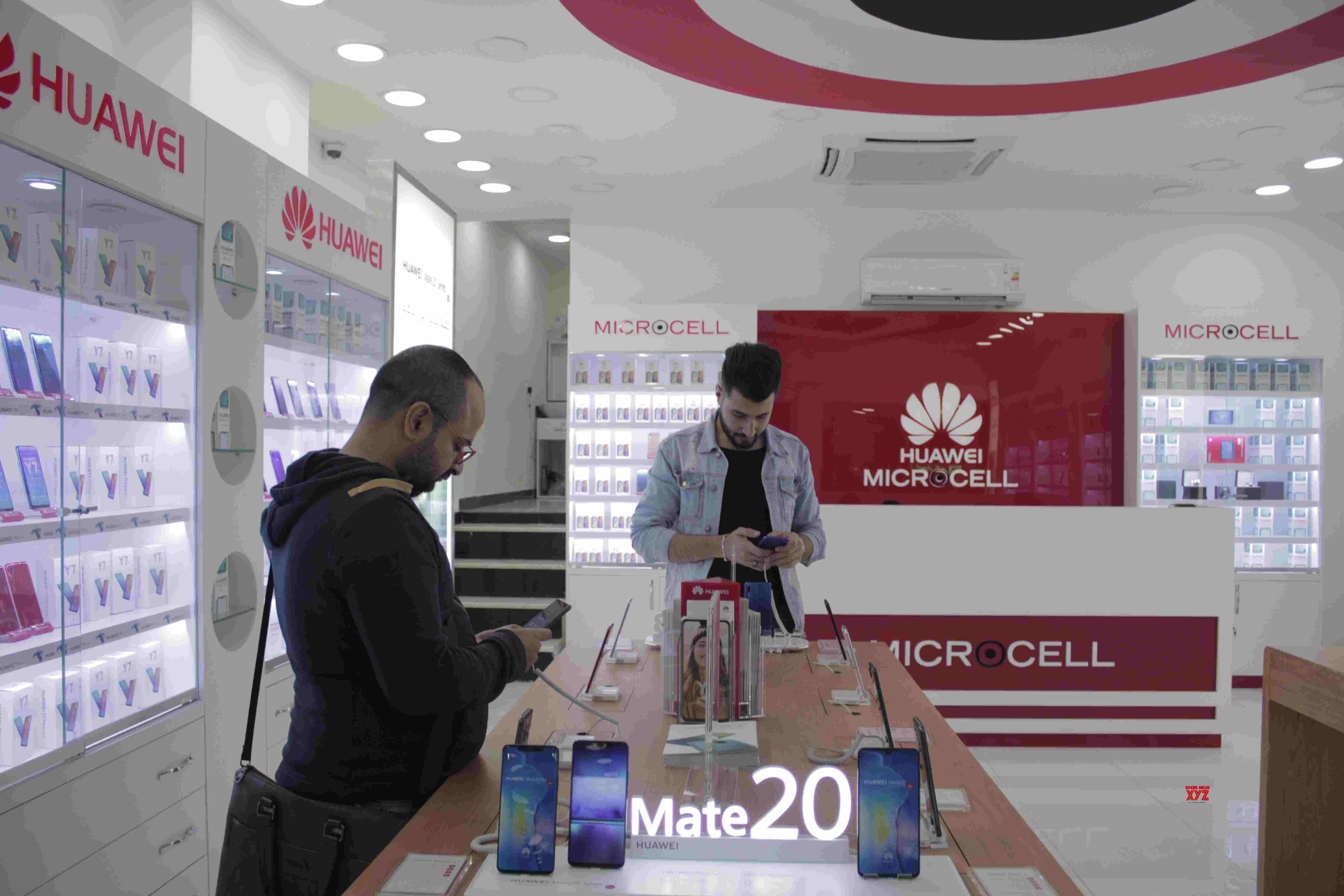 IRAQ - BAGHDAD - CHINESE SMARTPHONE #Gallery - Social News XYZ