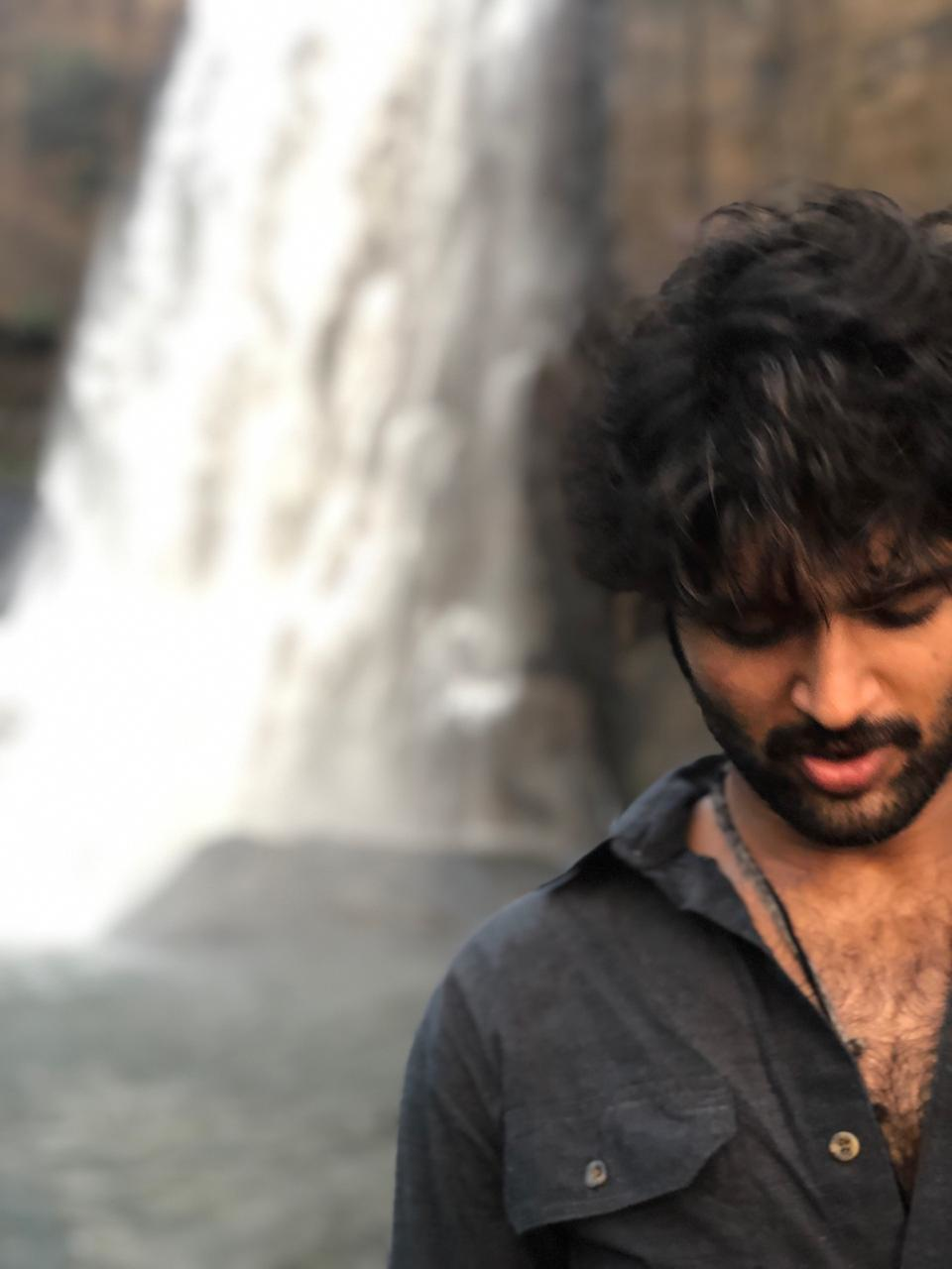 Vijay Deverakonda Latest Rowdy Stills - Social News XYZ