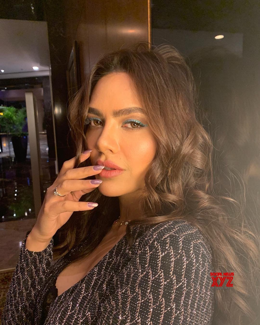 Actress Esha Gupta Stills For Splash Fashions - Social News XYZ