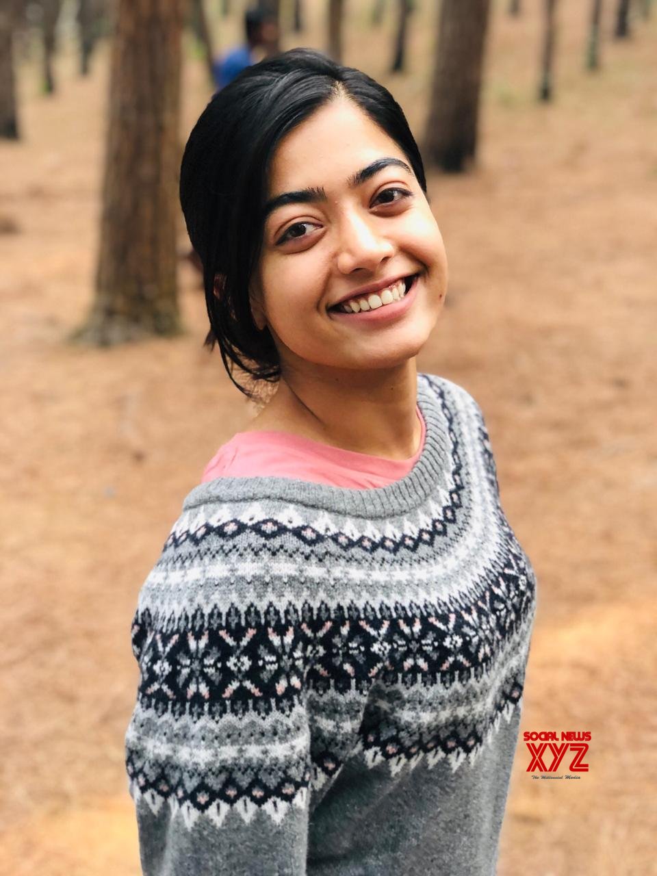 Actress Rashmika Mandanna Lovely New Stills - Social News XYZ
