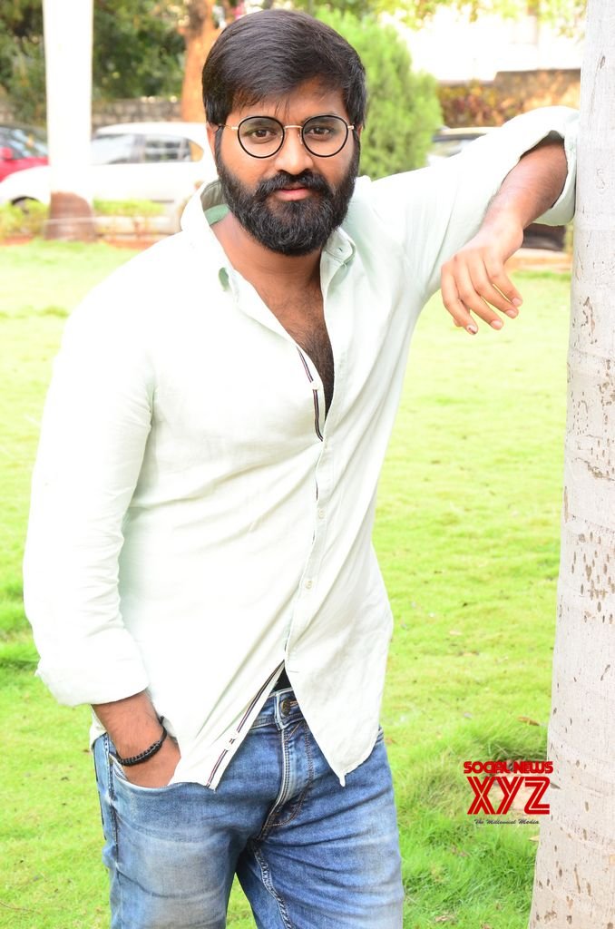 Hero Dilip Kumar Salvadi Stills From Diksoochi Interview - Social News XYZ