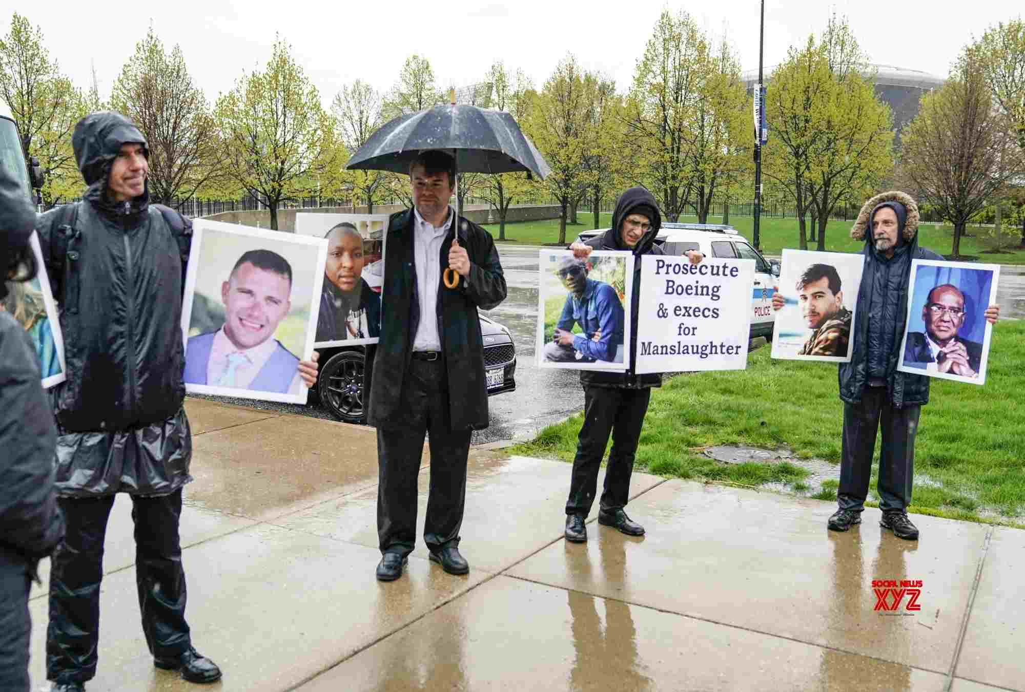 U.S. - CHICAGO - BOEING - PROTEST #Gallery - Social News XYZ