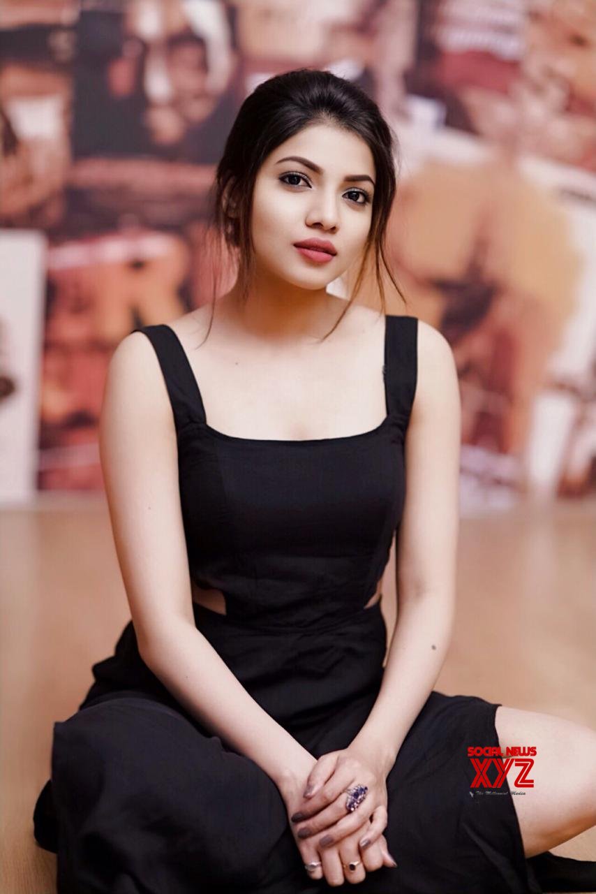Actress Aasma Rafi Glam Stills - Social News XYZ