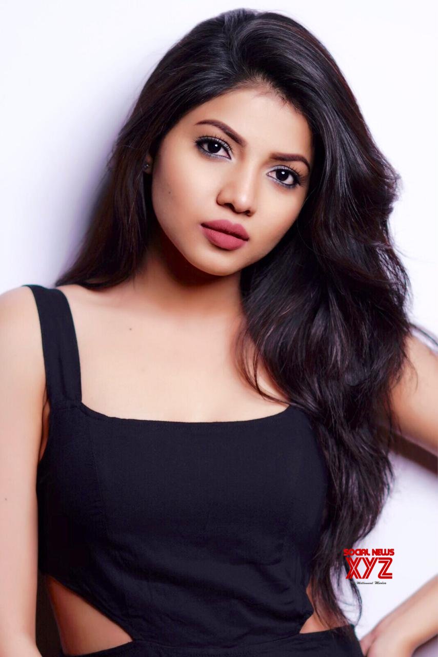 Actress Aasma Rafi Glam Stills - Social News XYZ