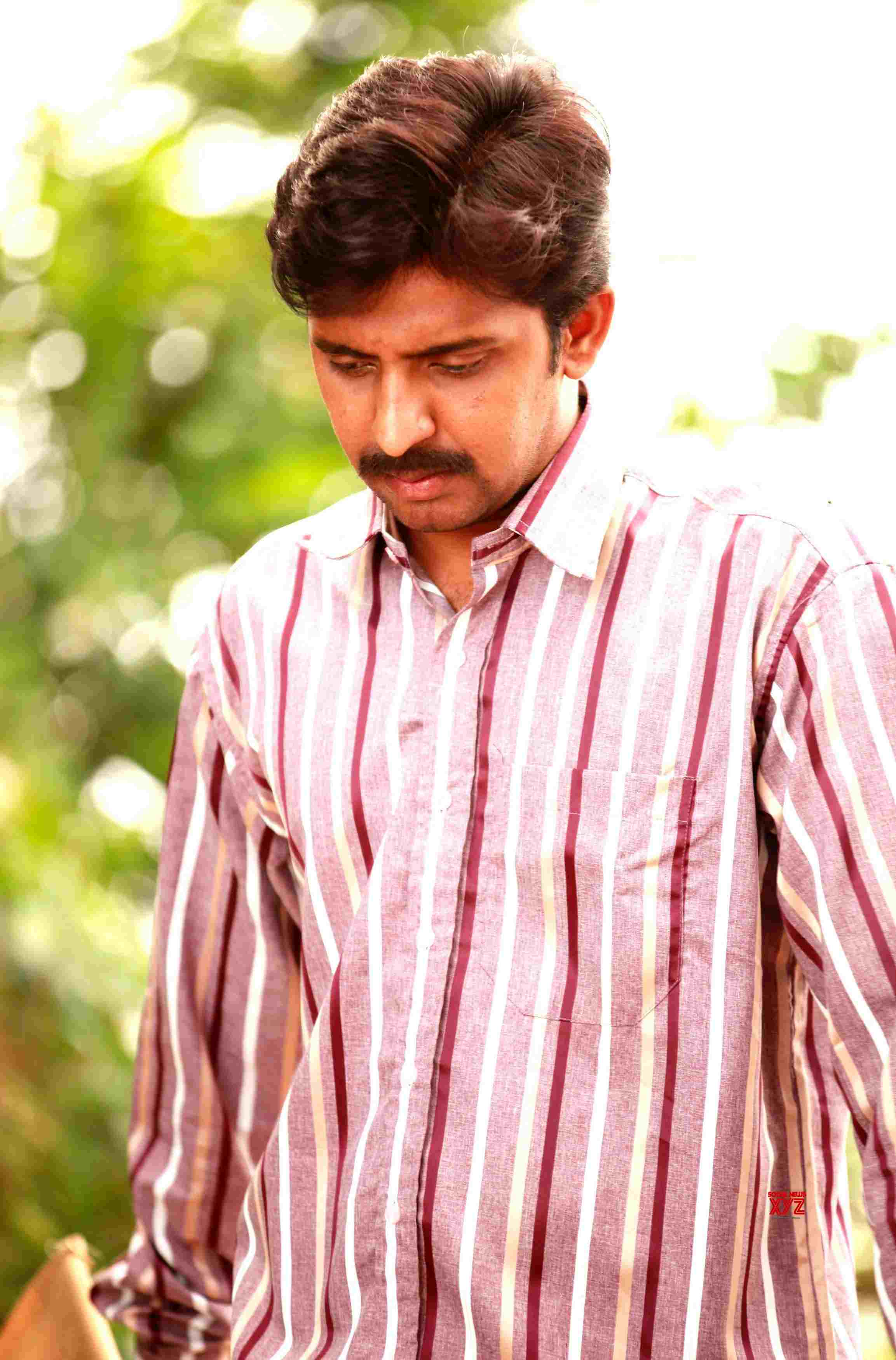 Mallesham Movie HD Stills - Social News XYZ