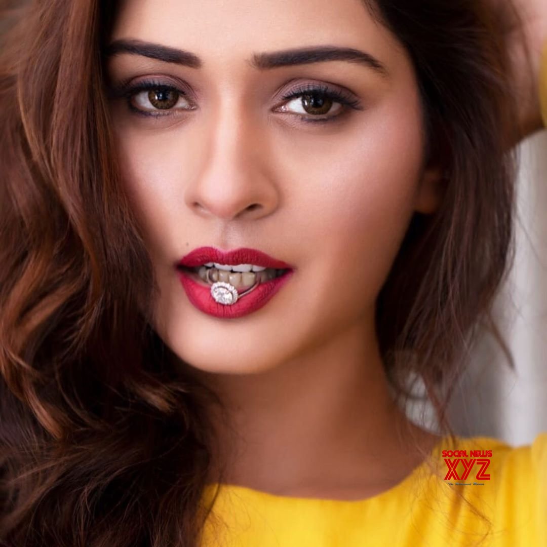 Actress Payal Rajput Still With A Diamond Ring In Her Mouth - Social ...