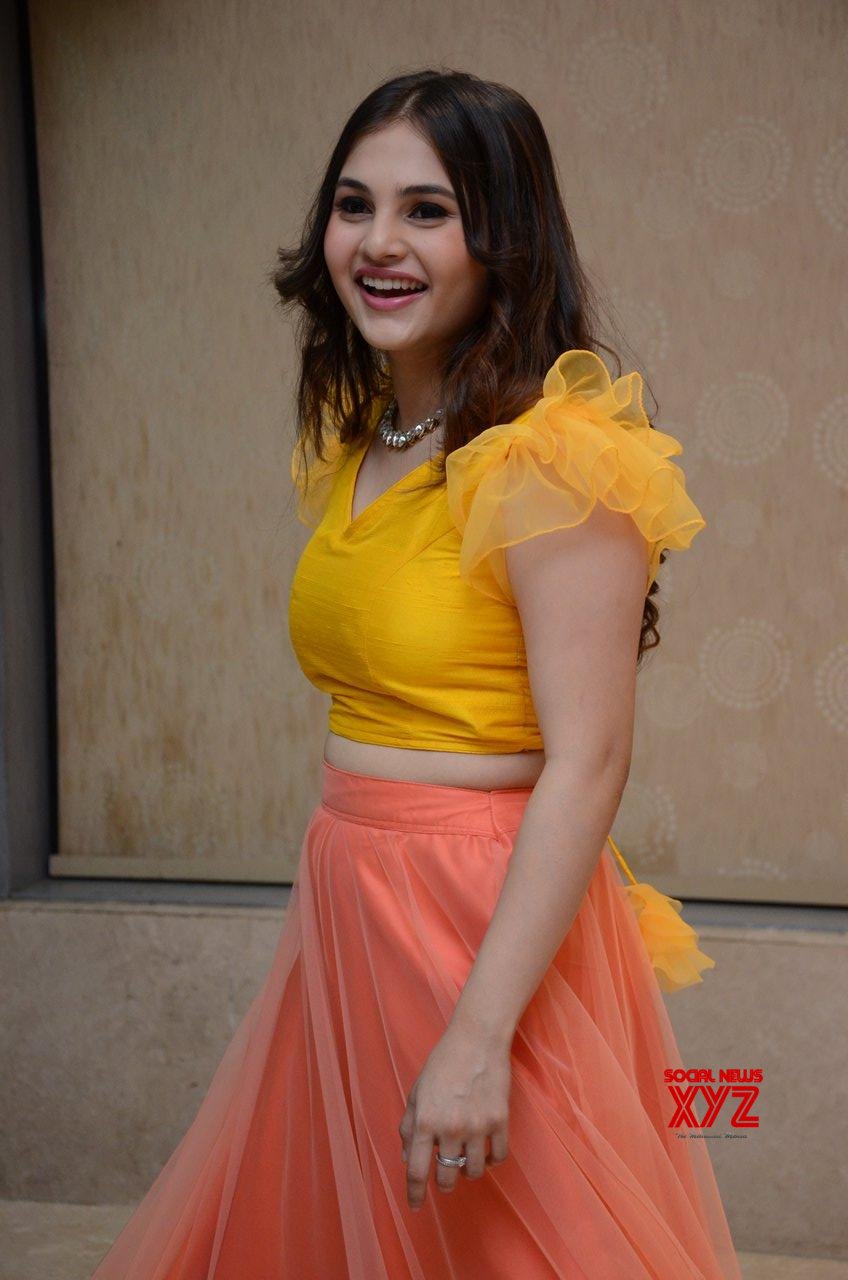 Actress Ramya Pasupuleti Stills From 1st Rank Raju Movie Pre Release ...