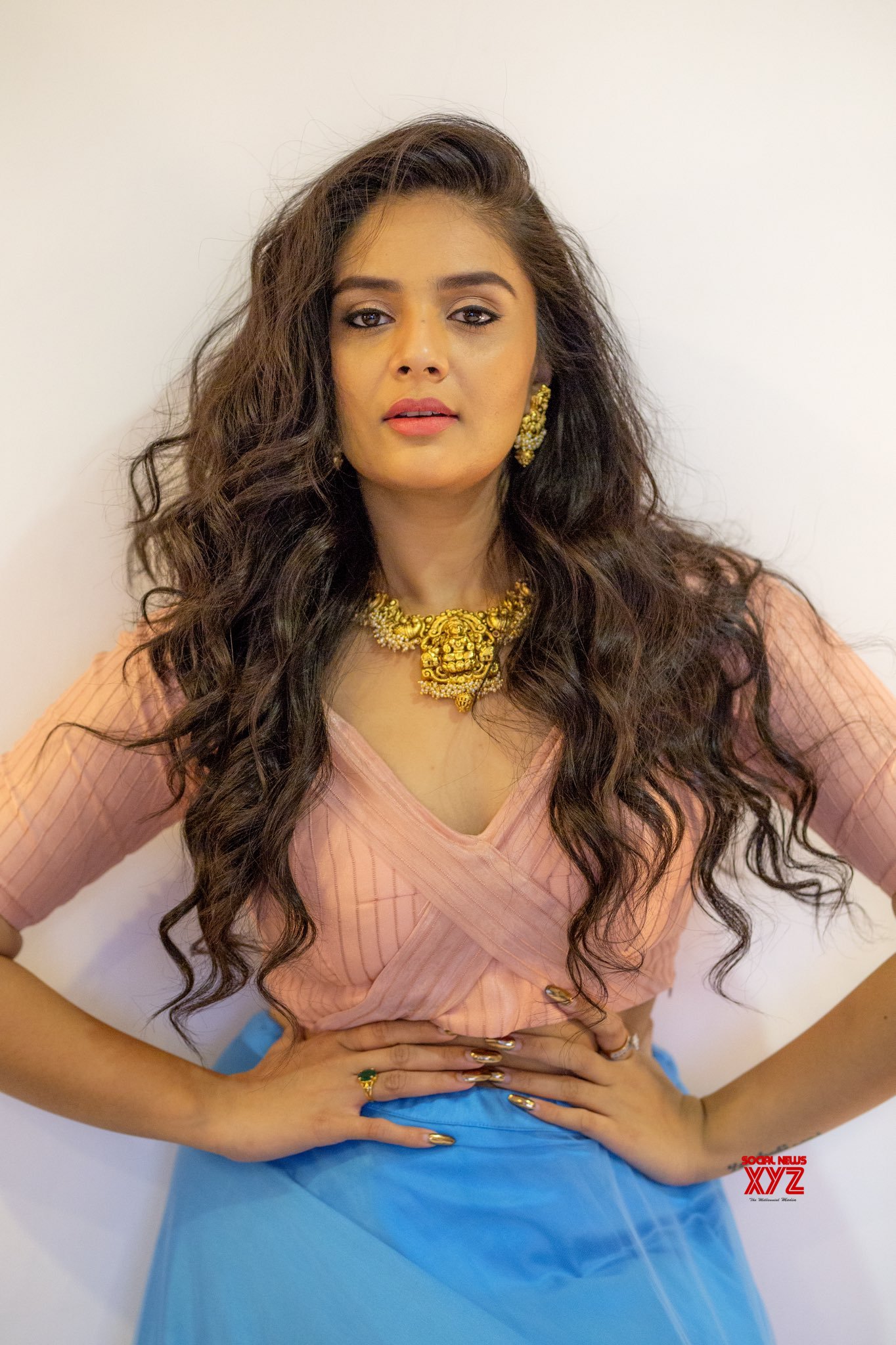 Actress Sree Mukhi New Fabulous Stills - Social News XYZ