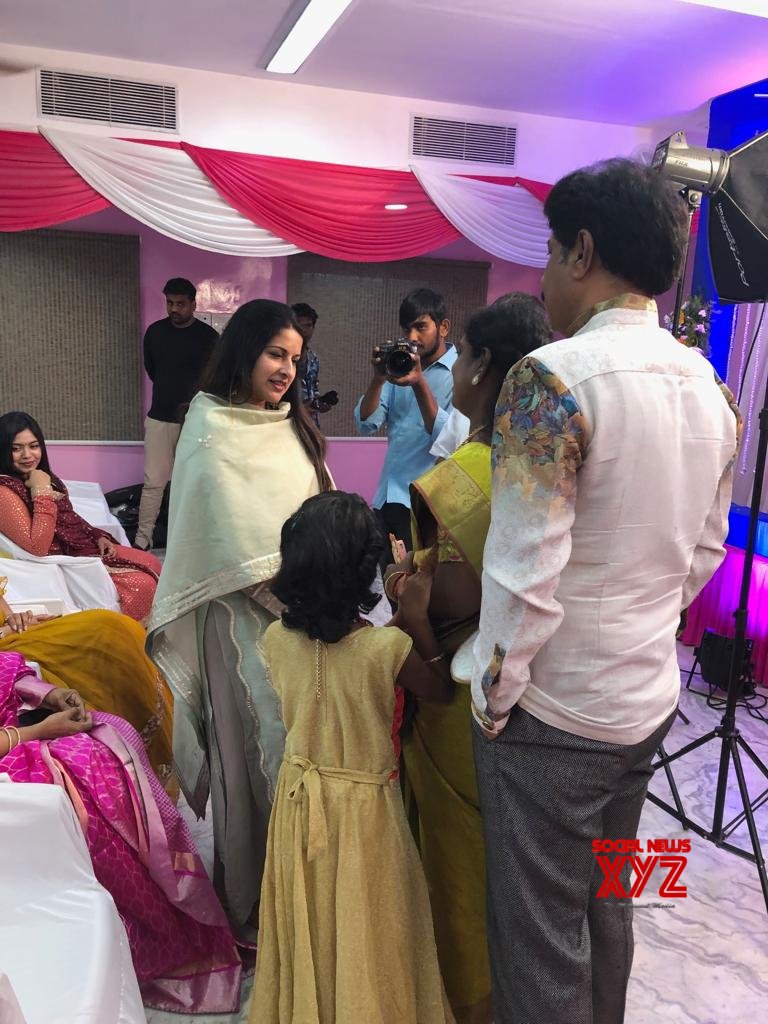 Sangeetha Vijay Stills From Vijag MakkalIyakkam's Vice President ...