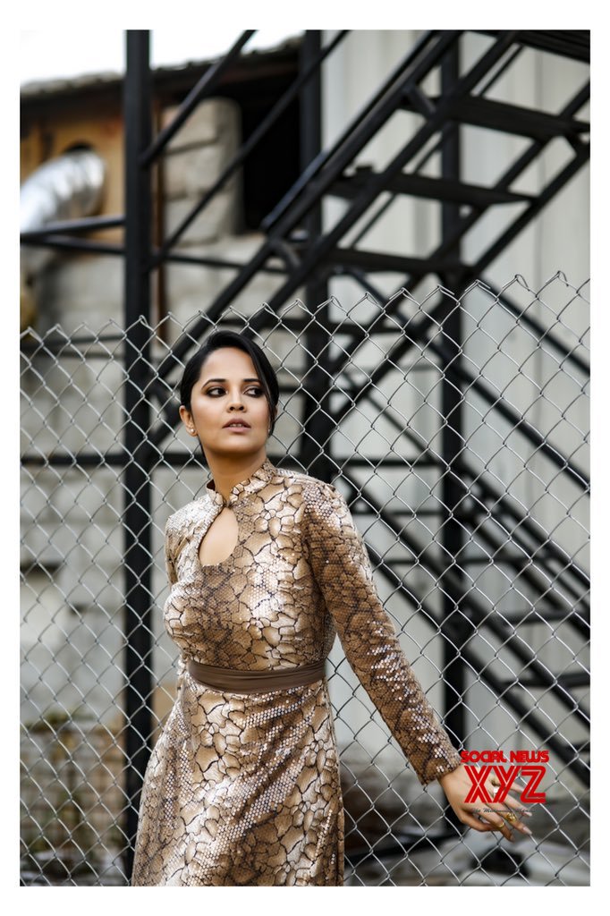 Actress Anasuya Bharadwaj Latest Photo Shoot Stills By Valmikiramu ...