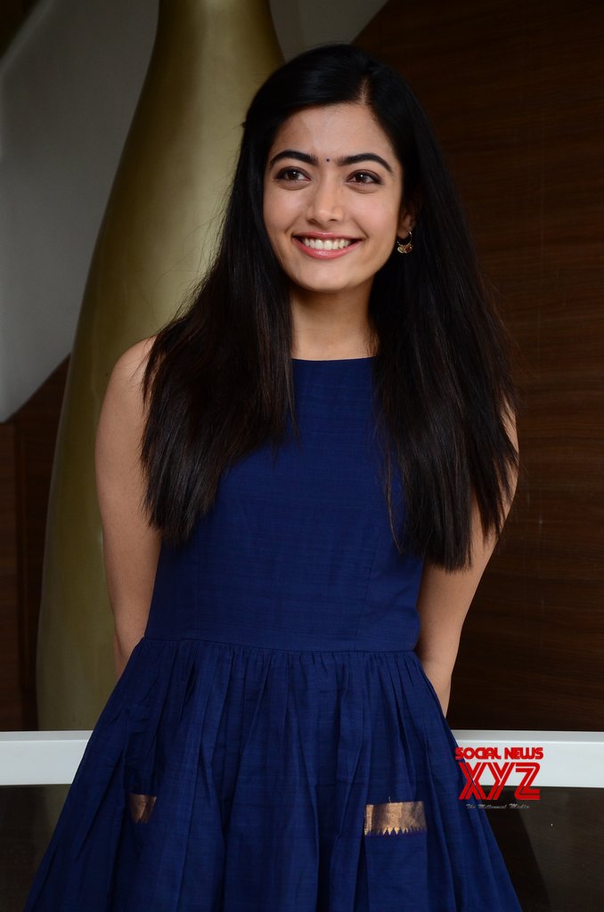 Actress Rashmika Mandanna Stills From Dear Comrade Movie Trailer Launch ...