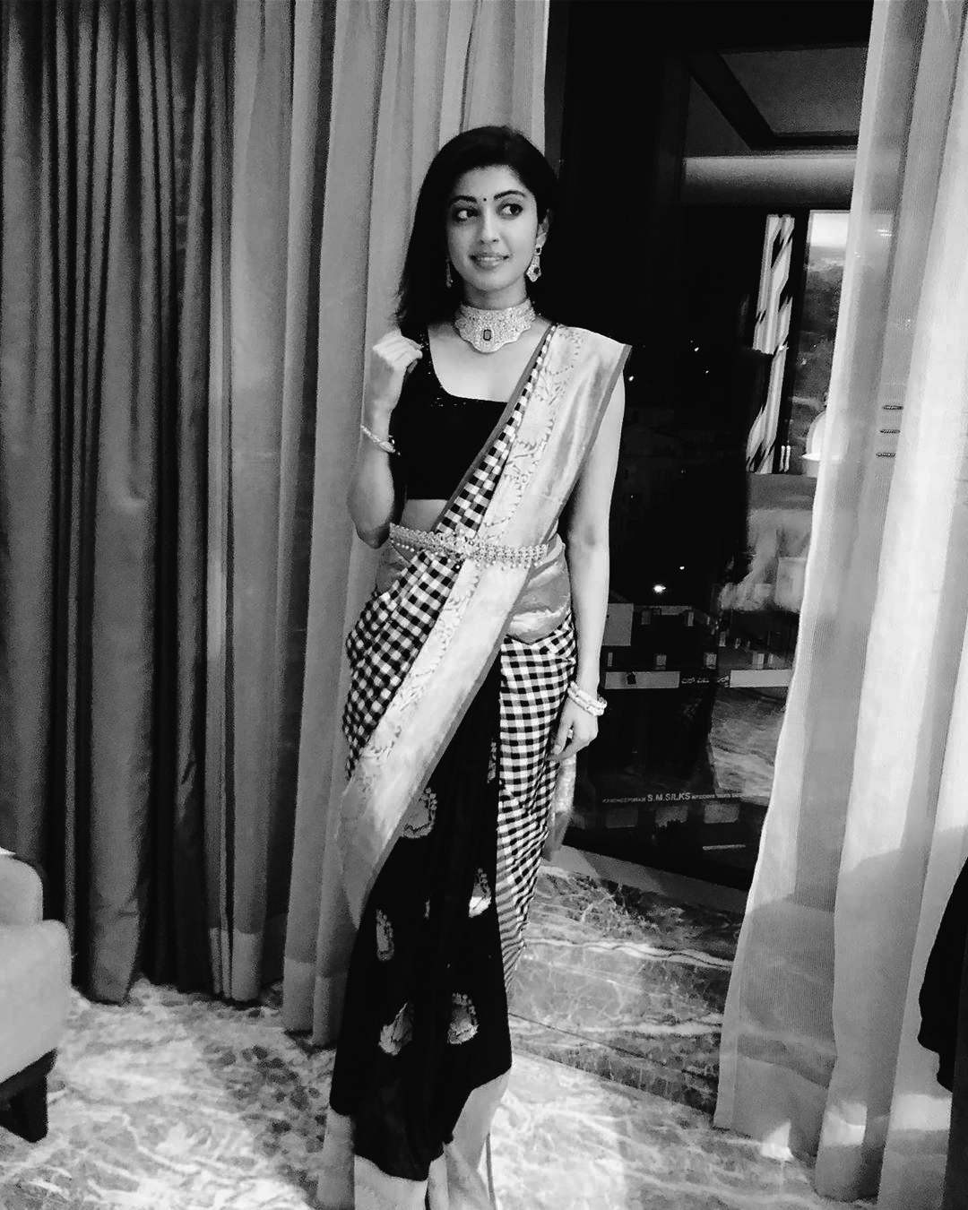 Actress Pranitha Subhash Latest Traditional Insta Stills - Social News XYZ