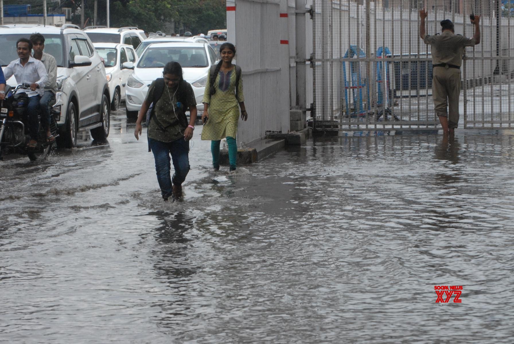 Hyderabad: Rains #Gallery - Social News XYZ