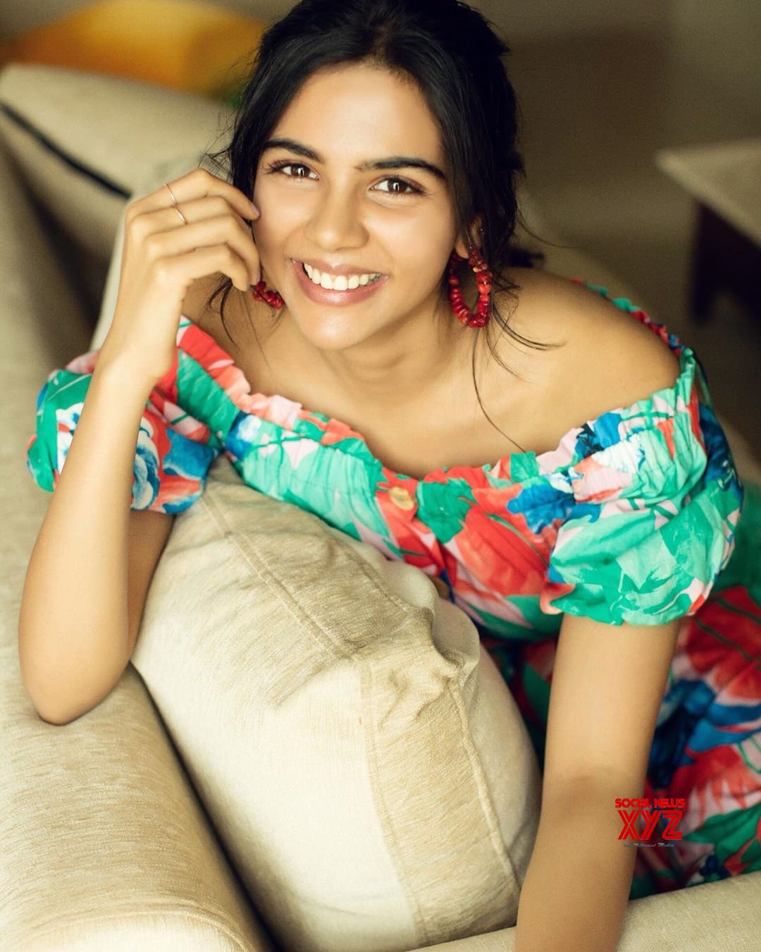Actress Kalyani Priyadarshan New Stills In All Smiles - Social News XYZ