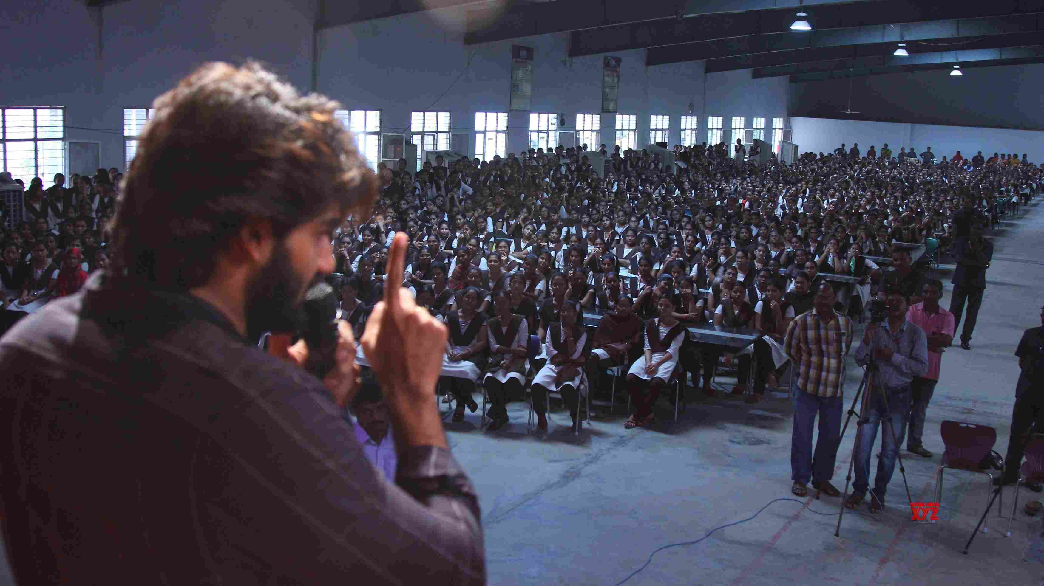 Guna 369 College Promotional Tour At VVIT College In Guntur HD Gallery ...