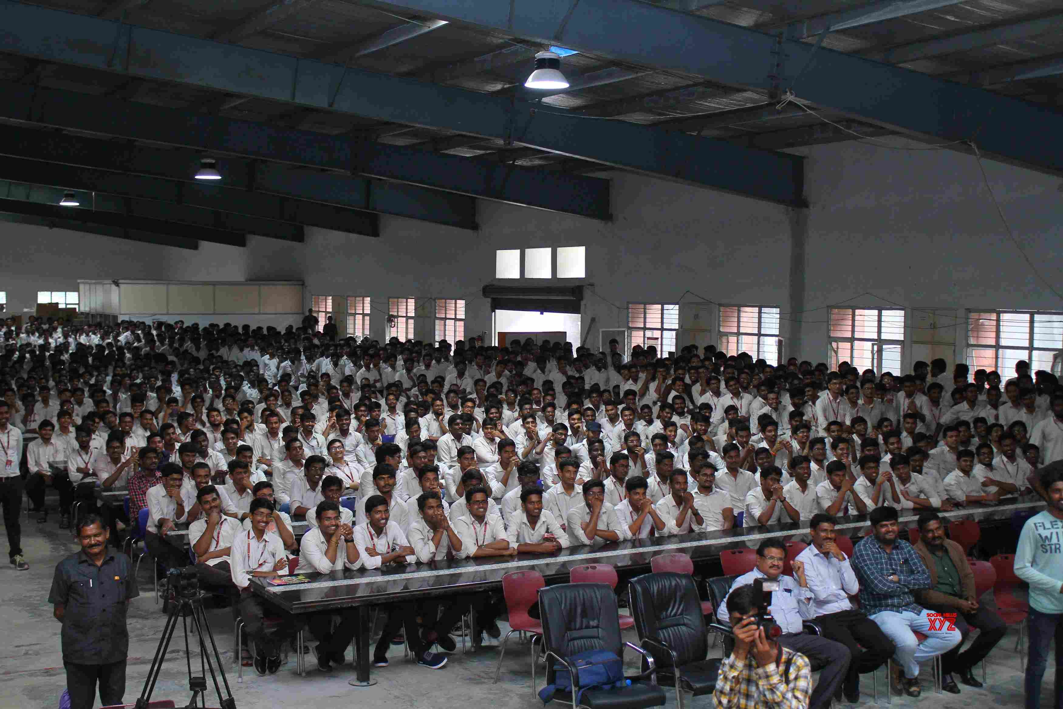 Guna 369 College Promotional Tour At VVIT College In Guntur HD Gallery ...