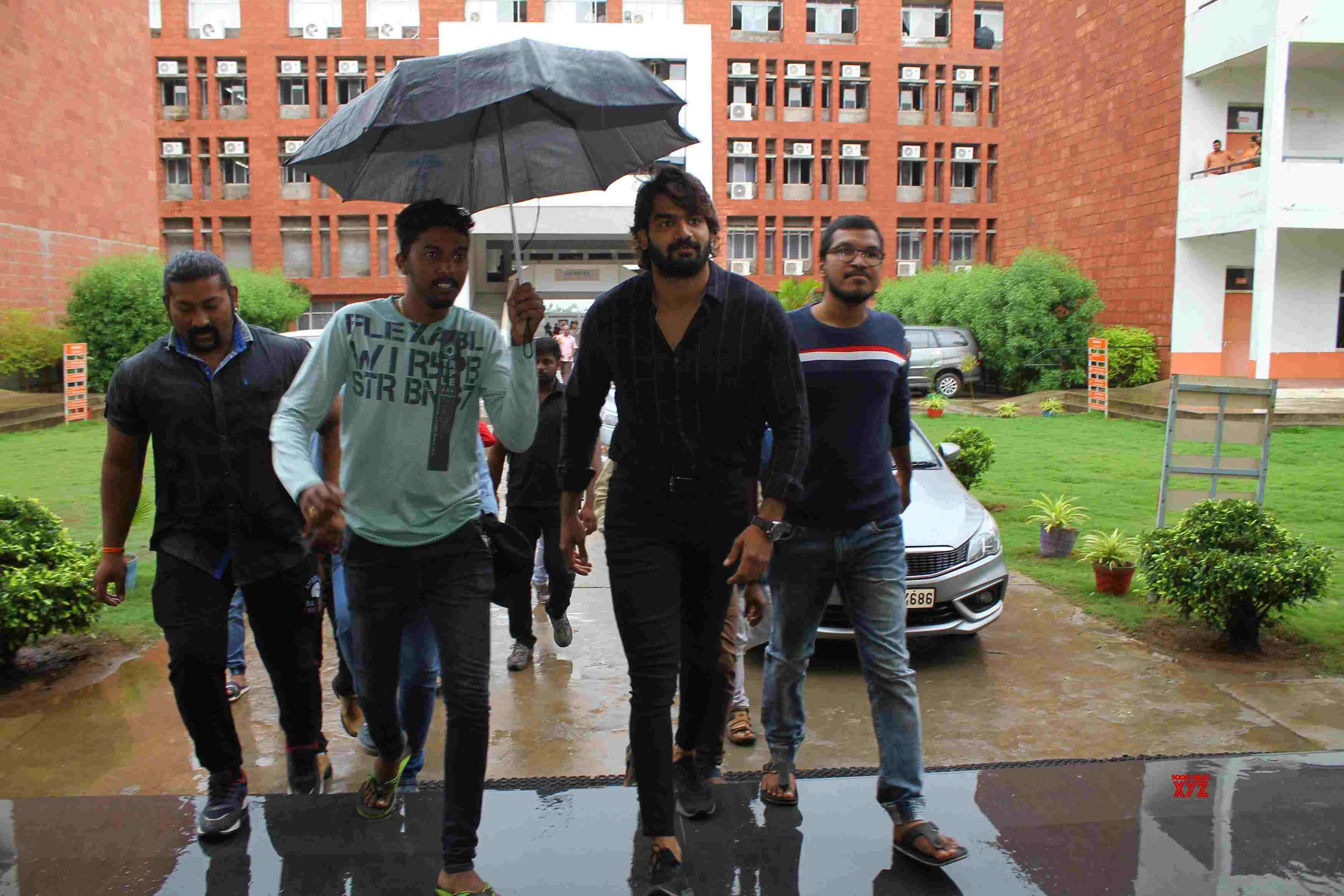 Guna 369 College Promotional Tour At VVIT College In Guntur HD Gallery ...