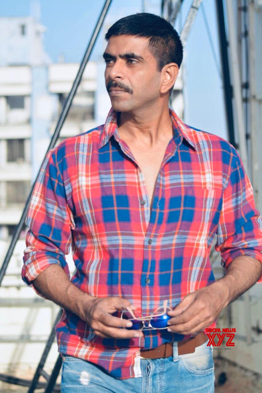 Rohit Pathak Featuring India's First Camel Film Bakrid - Social News XYZ