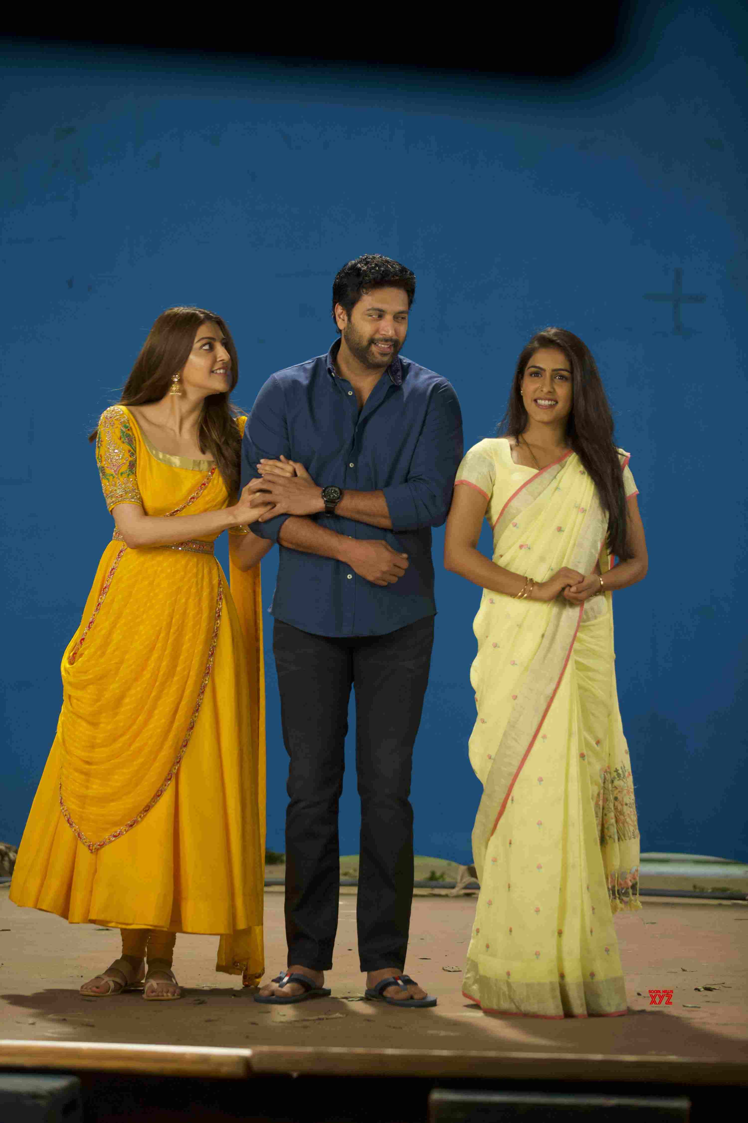 Jayam Ravi And Kajal Aggarwal's Comali Movie Super HD Stills - Social News XYZ