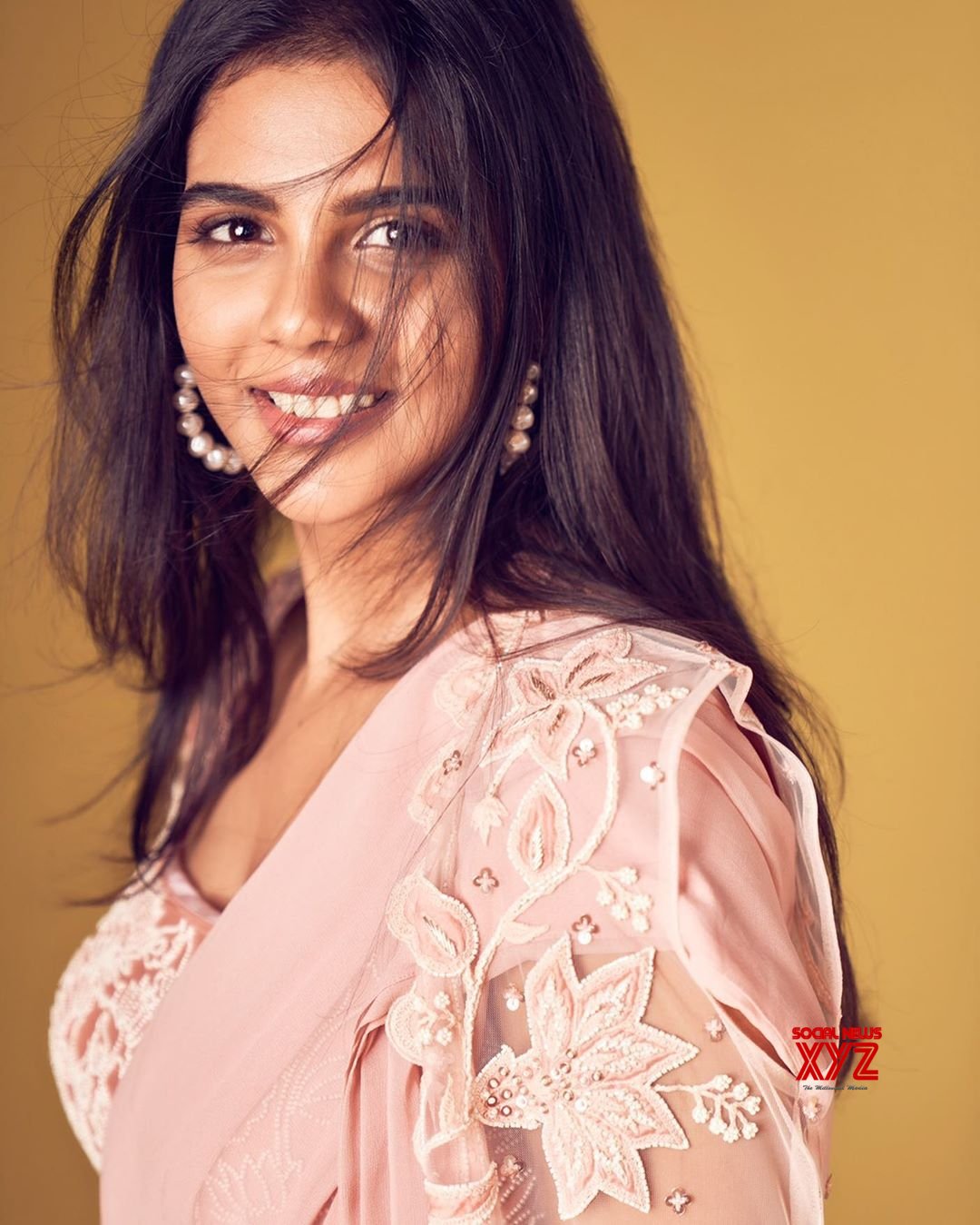 Actress Kalyani Priyadarshan New Stills From Ranarangam Movie ...